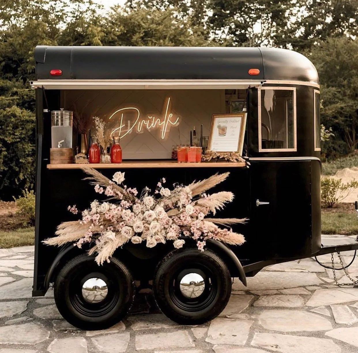 Luxury Mobile Bartending Service | Beautiful Blends LLC