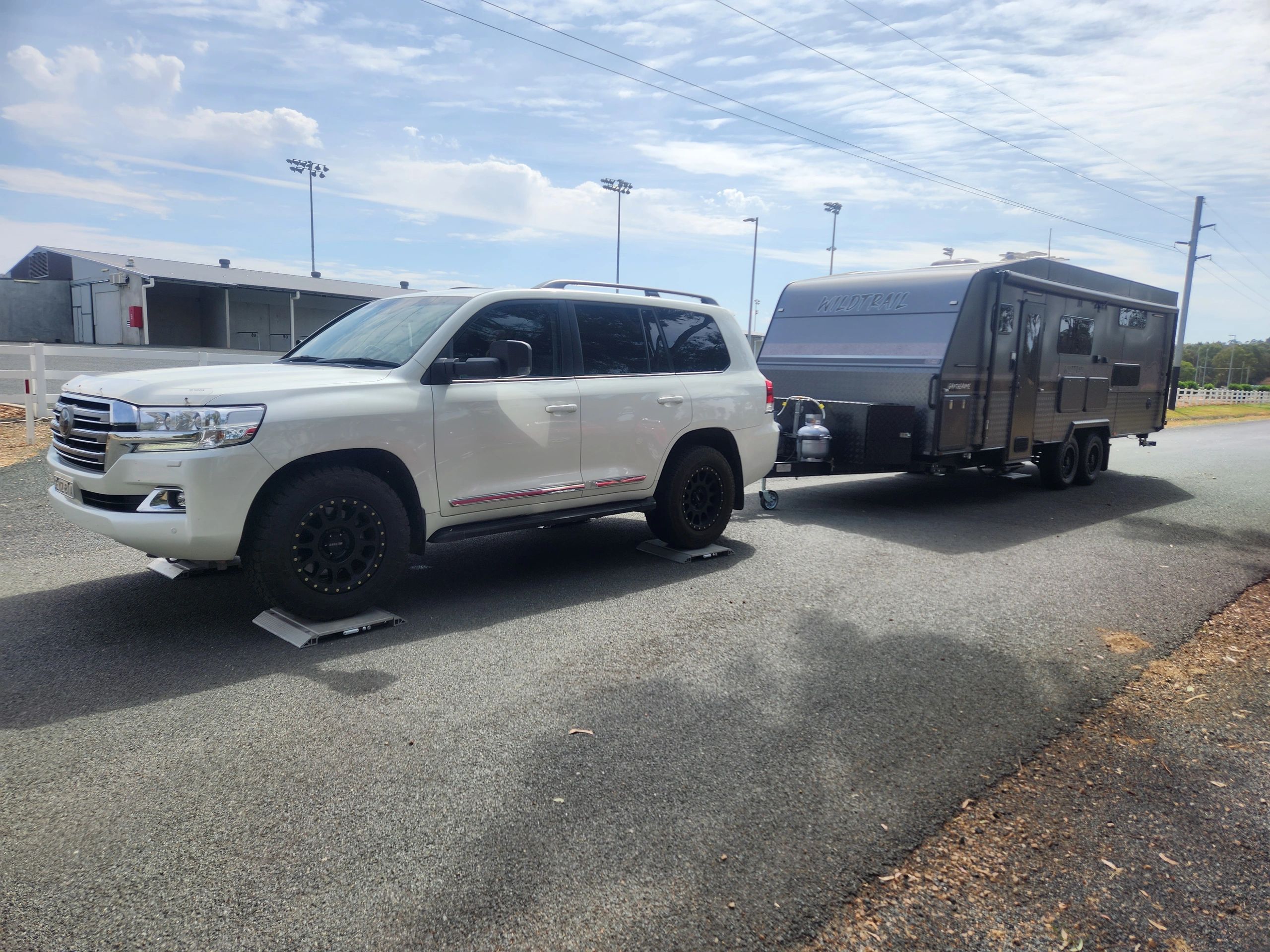 Complete Weight Check - Mobile Vehicle Weighing, Mobile Trailer ...