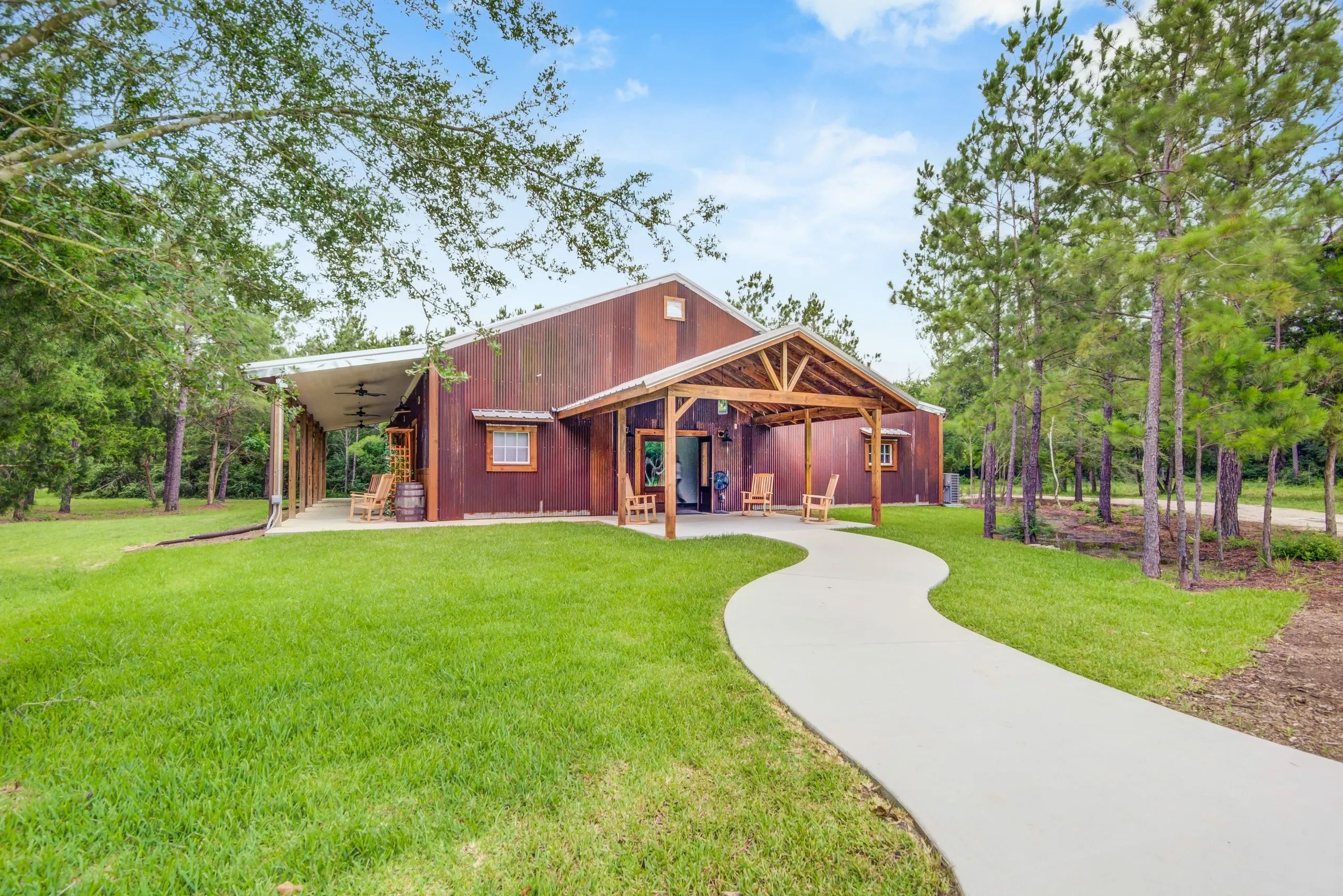 The Venue at Bentley Ranch - Perfect Wedding Venue