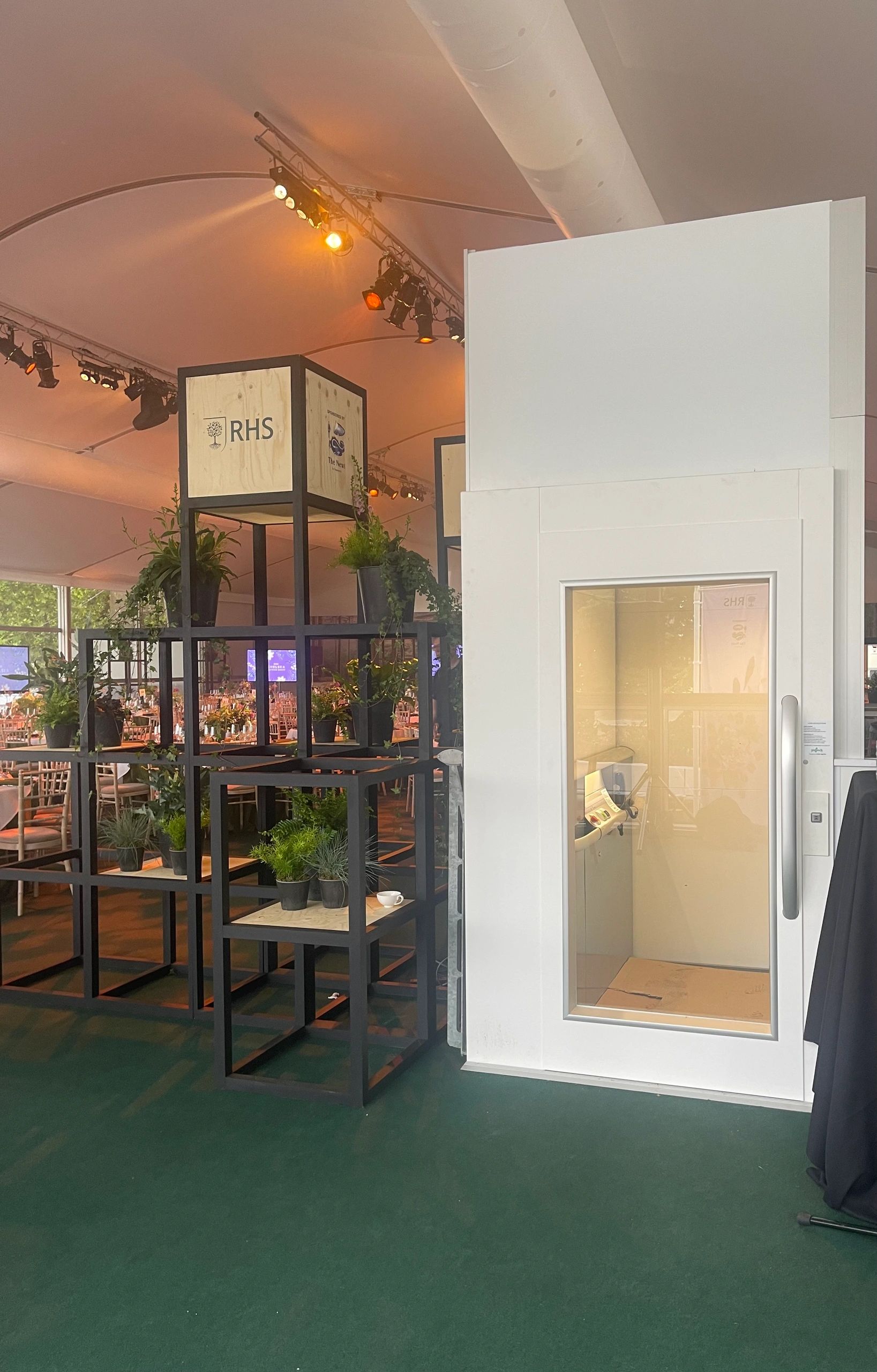 Scott Elevator Rental