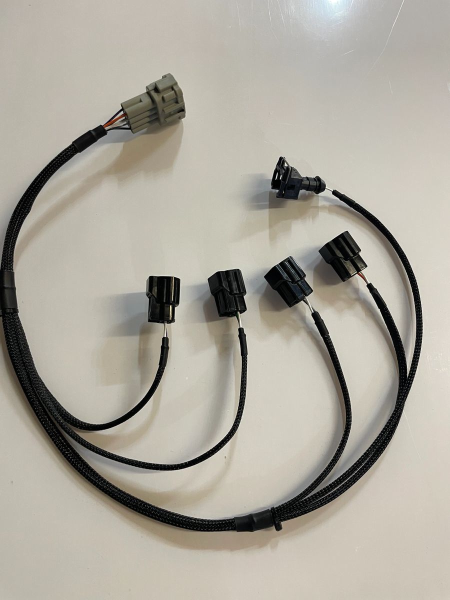 Low port injector harness