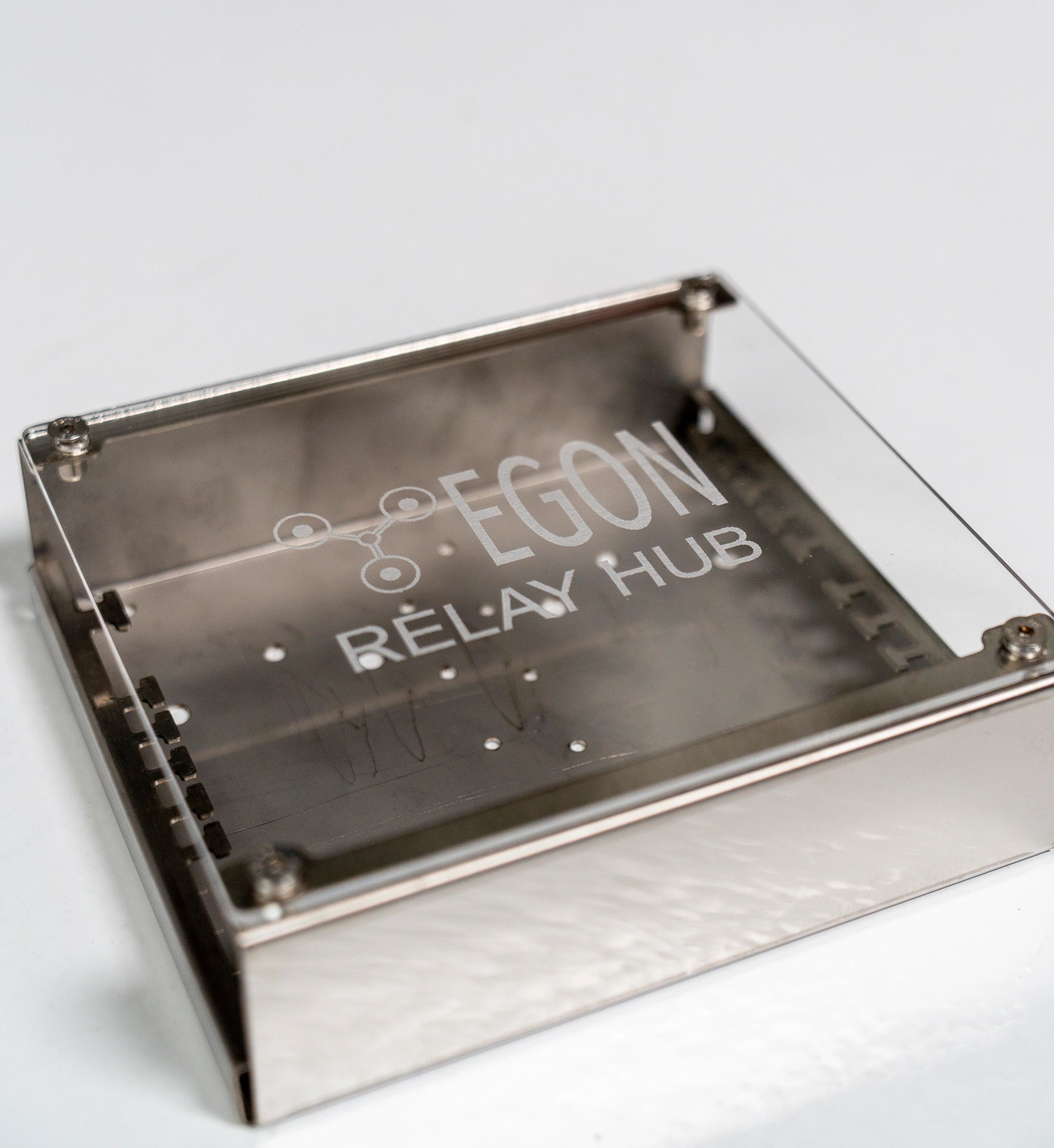 EGON DC-Hub 2.1 | 12V/24V Power Distribution for Overlanding