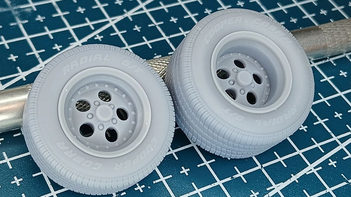 15" American Racing Gambler wheels on Cooper Cobra Tires 8"Front / 12" Rear