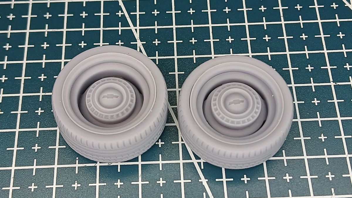 20in Chevy Steelies on low profile tires / 10in fronts & 12in rears