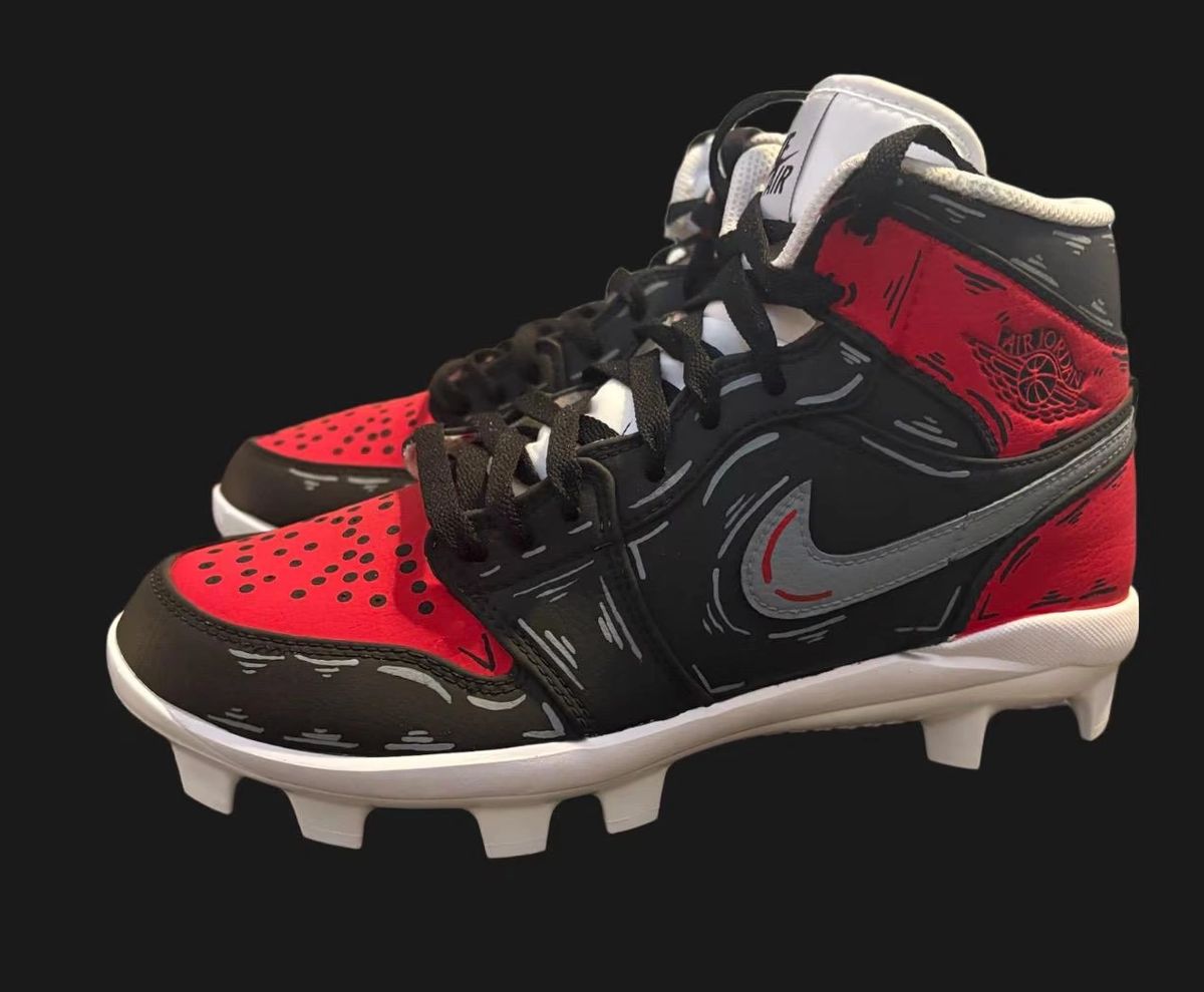 "Red-Black-Gray" Cartoon Style Jordan 1 Mid Cleats