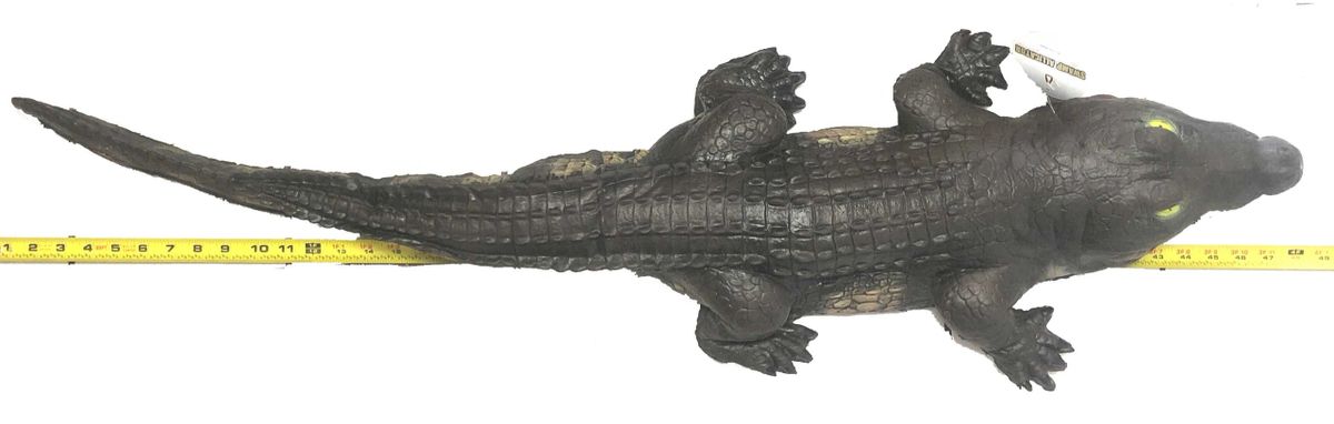 4-Ft SWAMP ALLIGATOR CROCODILE Realistic Luau Pirate Halloween Prop ...
