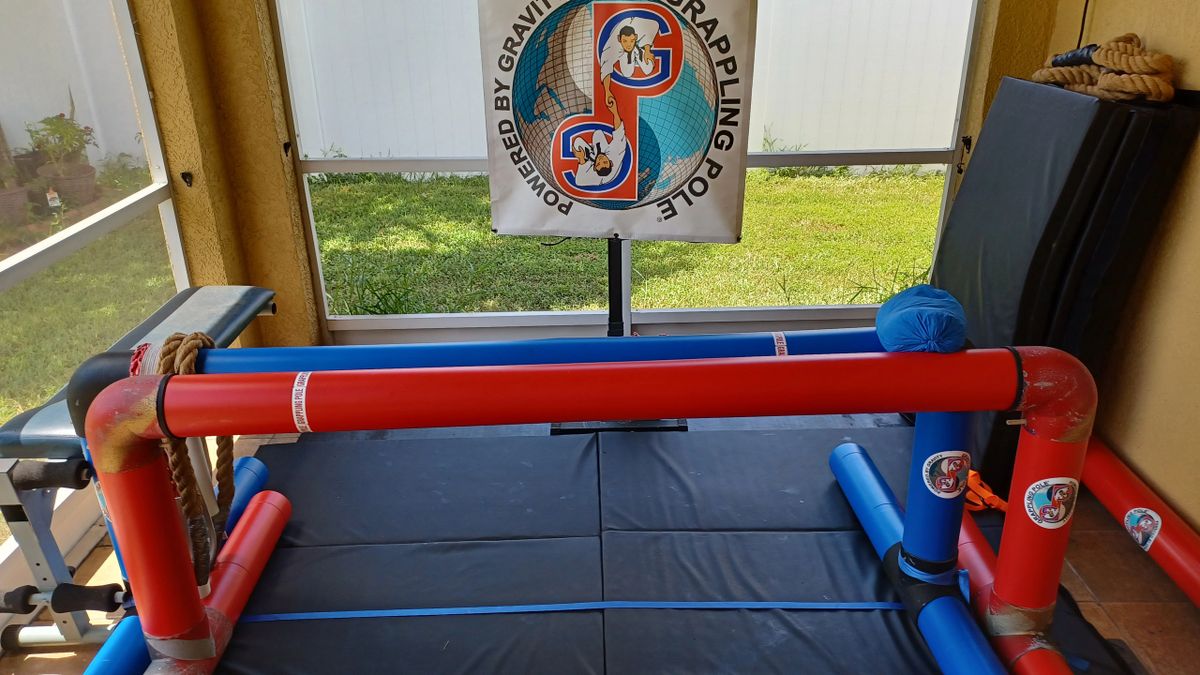 GRAPPLING POLE