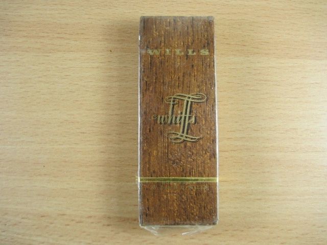 3 Wills Whiffs Cigars c.1960/70 - unopened - cond.exc