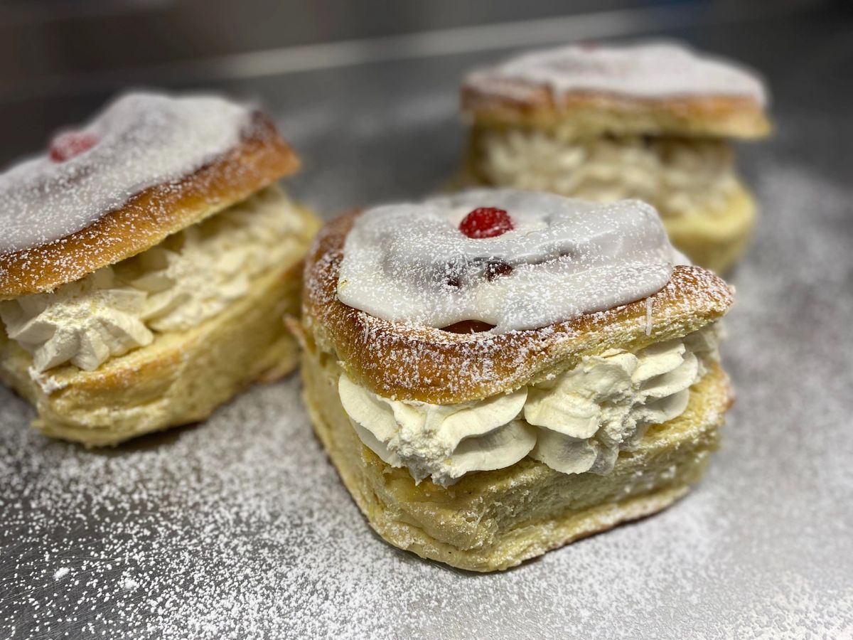 Fresh Cream Belgian Bun