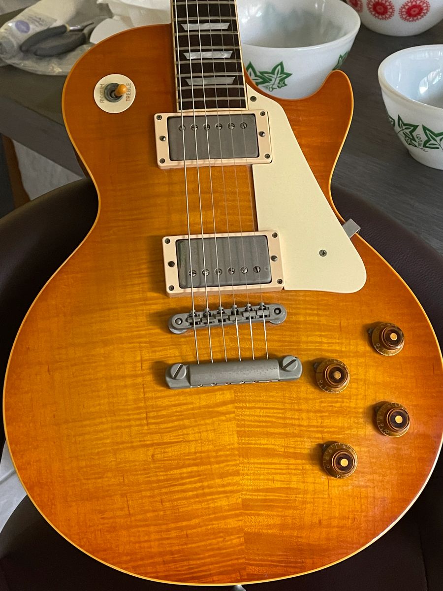 SOLD: 1980-81 Tokai LS-200