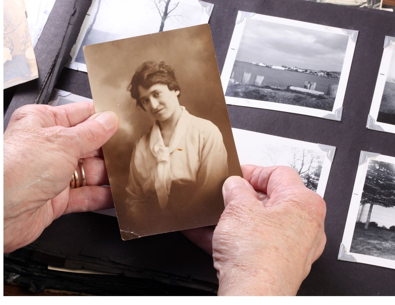 Certified Photo Manager Services | Your Foto Legacy