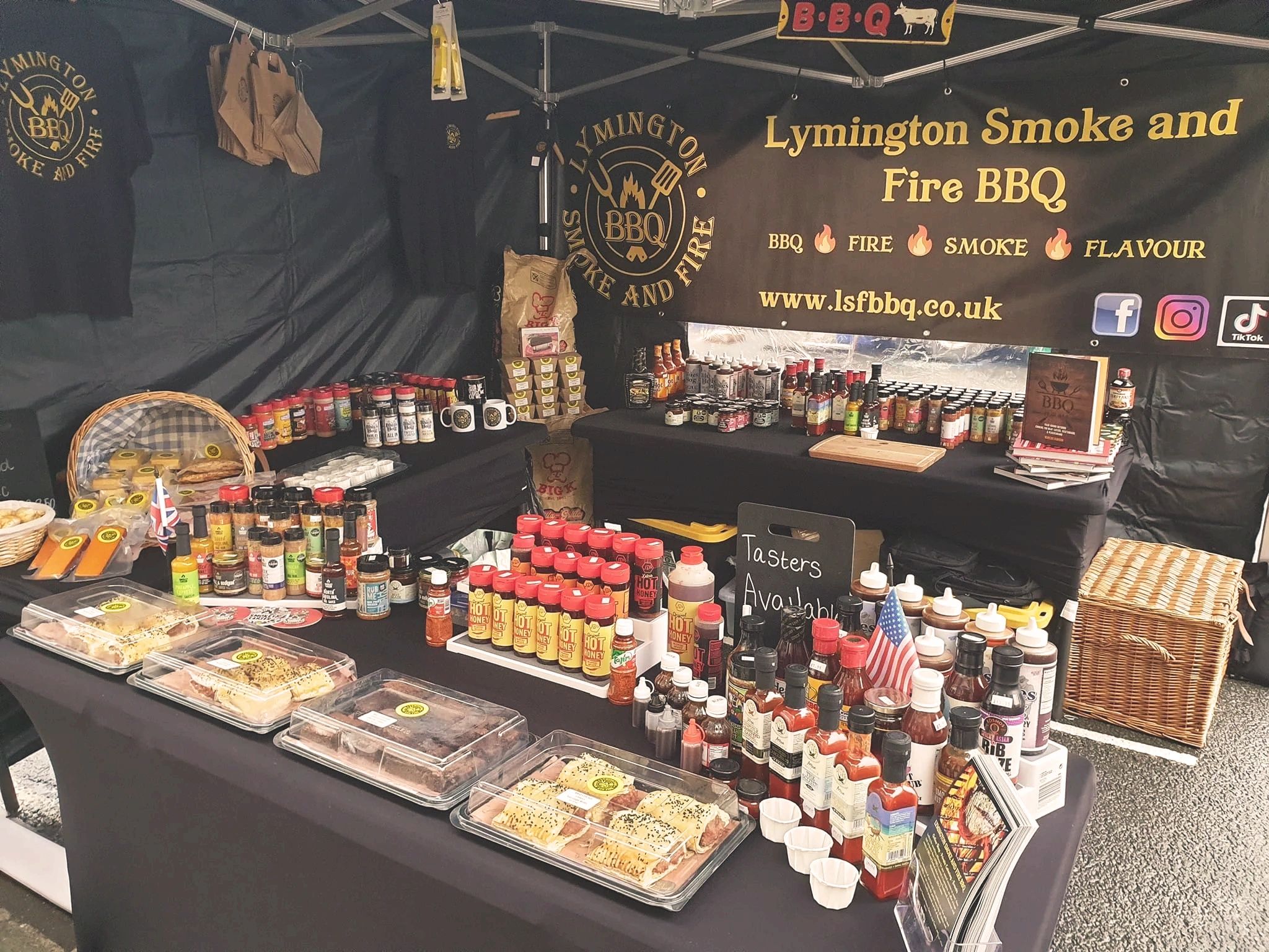 Buy the Best in American and British BBQ rubs, seasonings and sauces ...