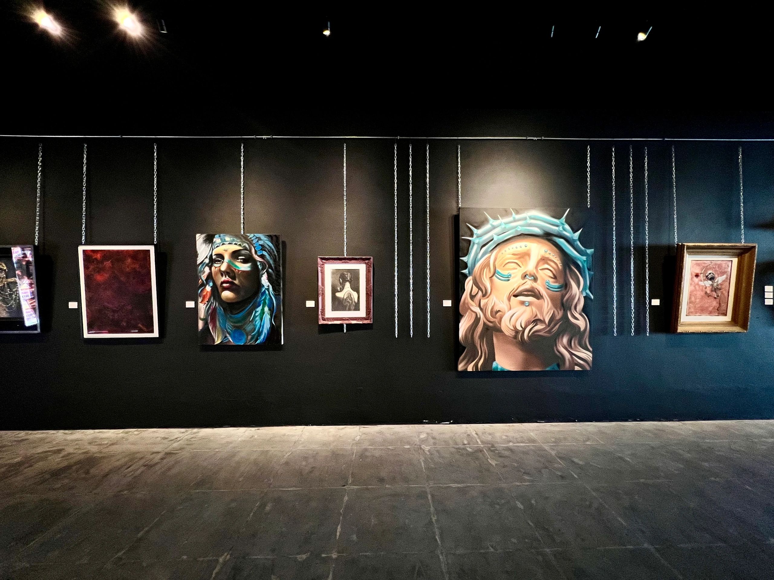 Untitled [untitledartgallerydto.com]