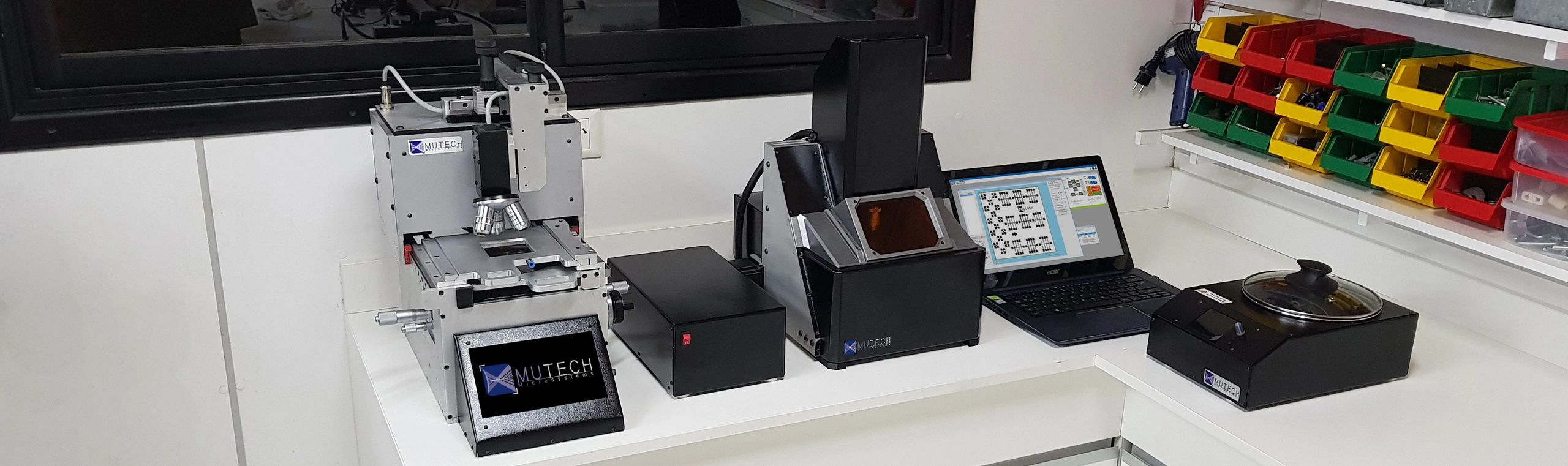 Diffraction gratings