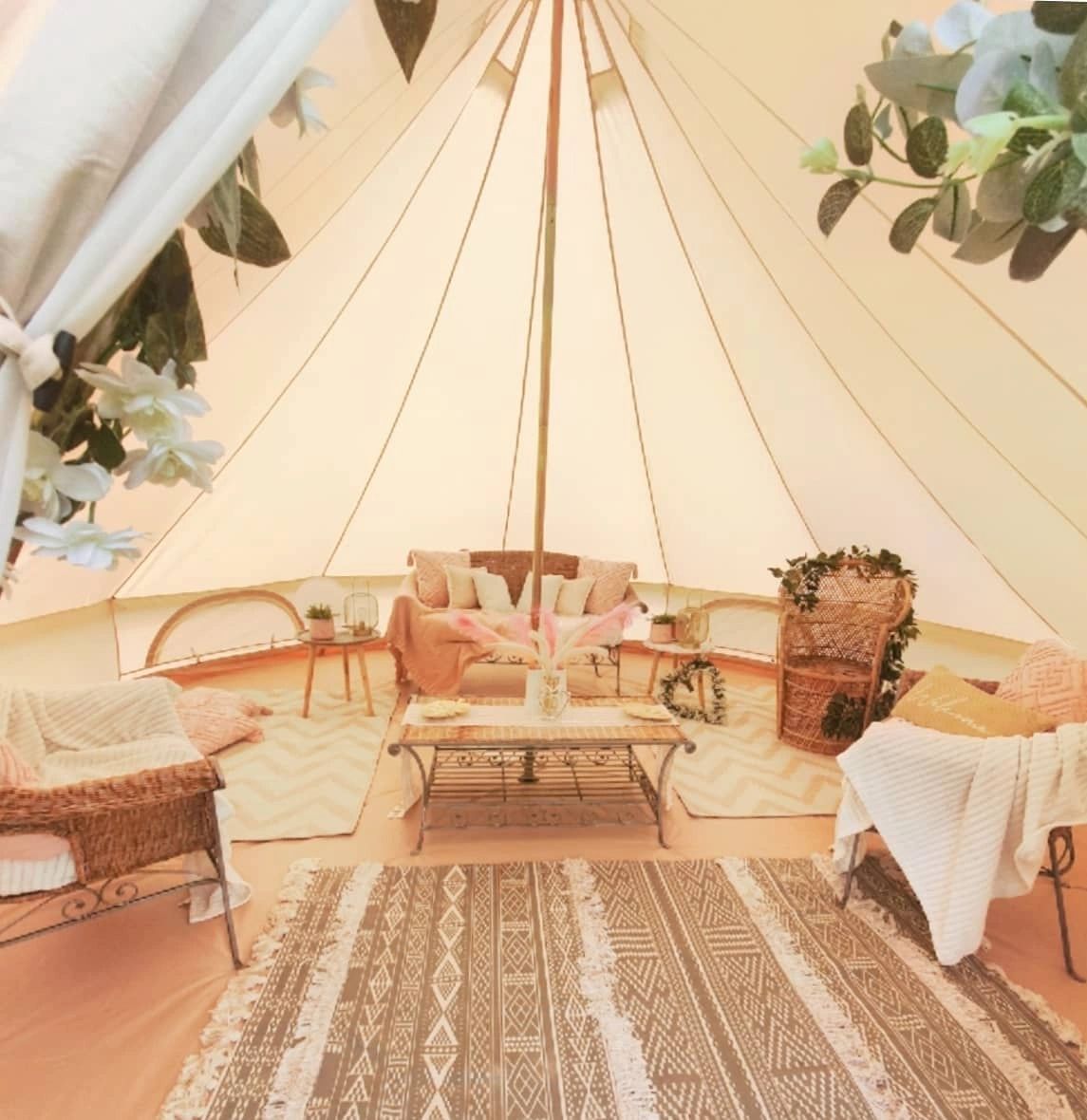 Under the teepee - Teepee, Sleepover, Party