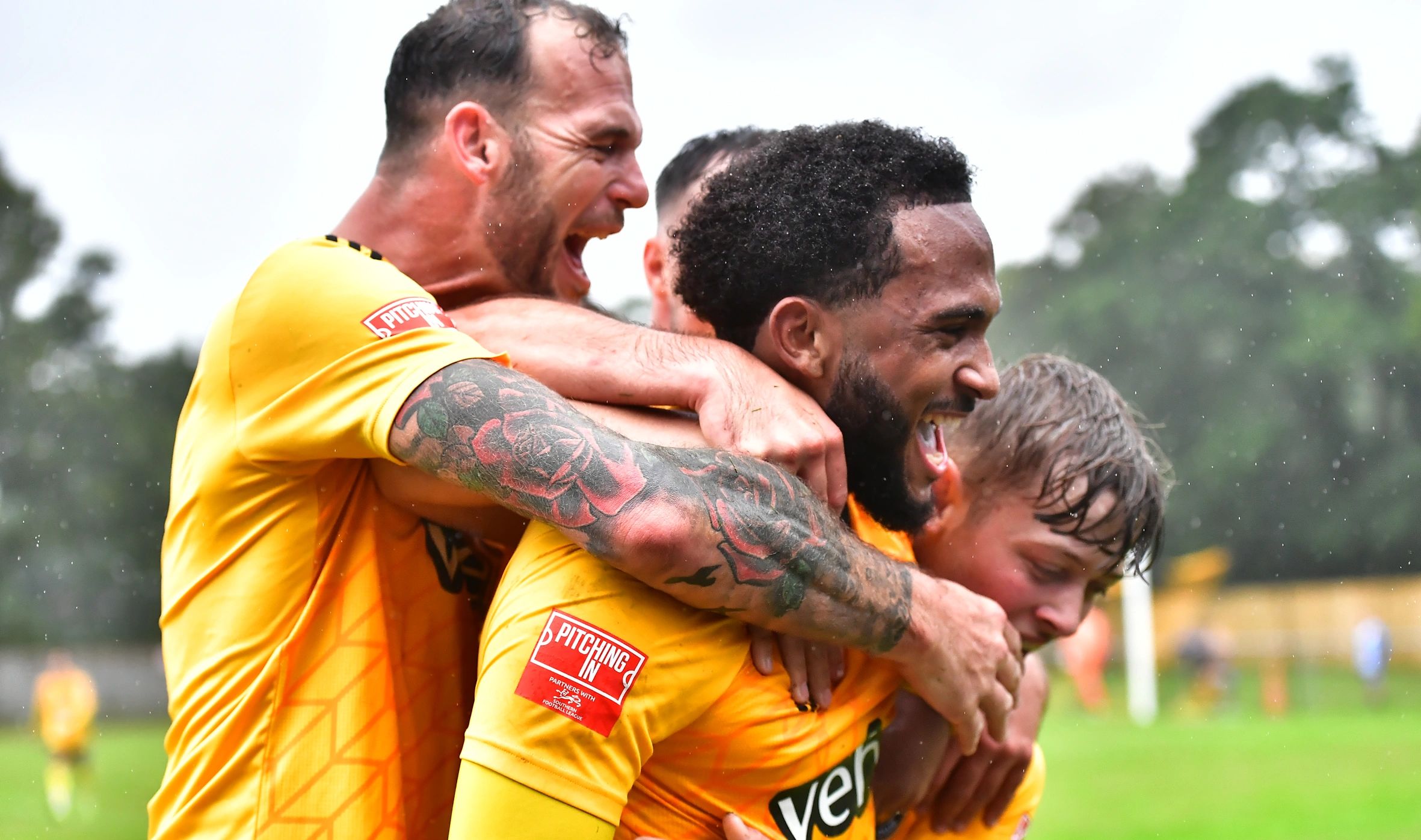 HOME [bashley-fc.com]