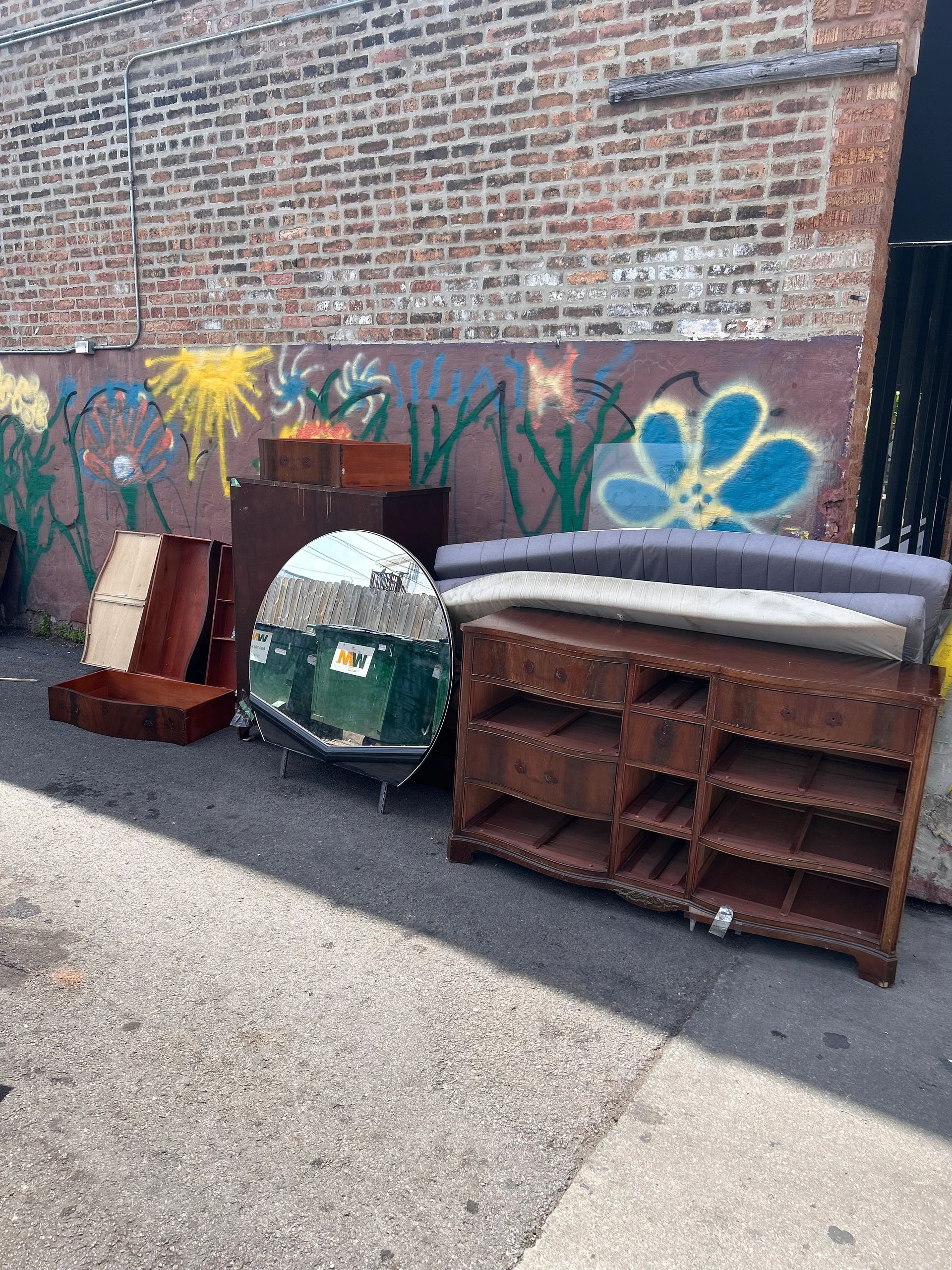 Junk Removal & Hauling Service | Red's Hauling Service | Chicago, IL