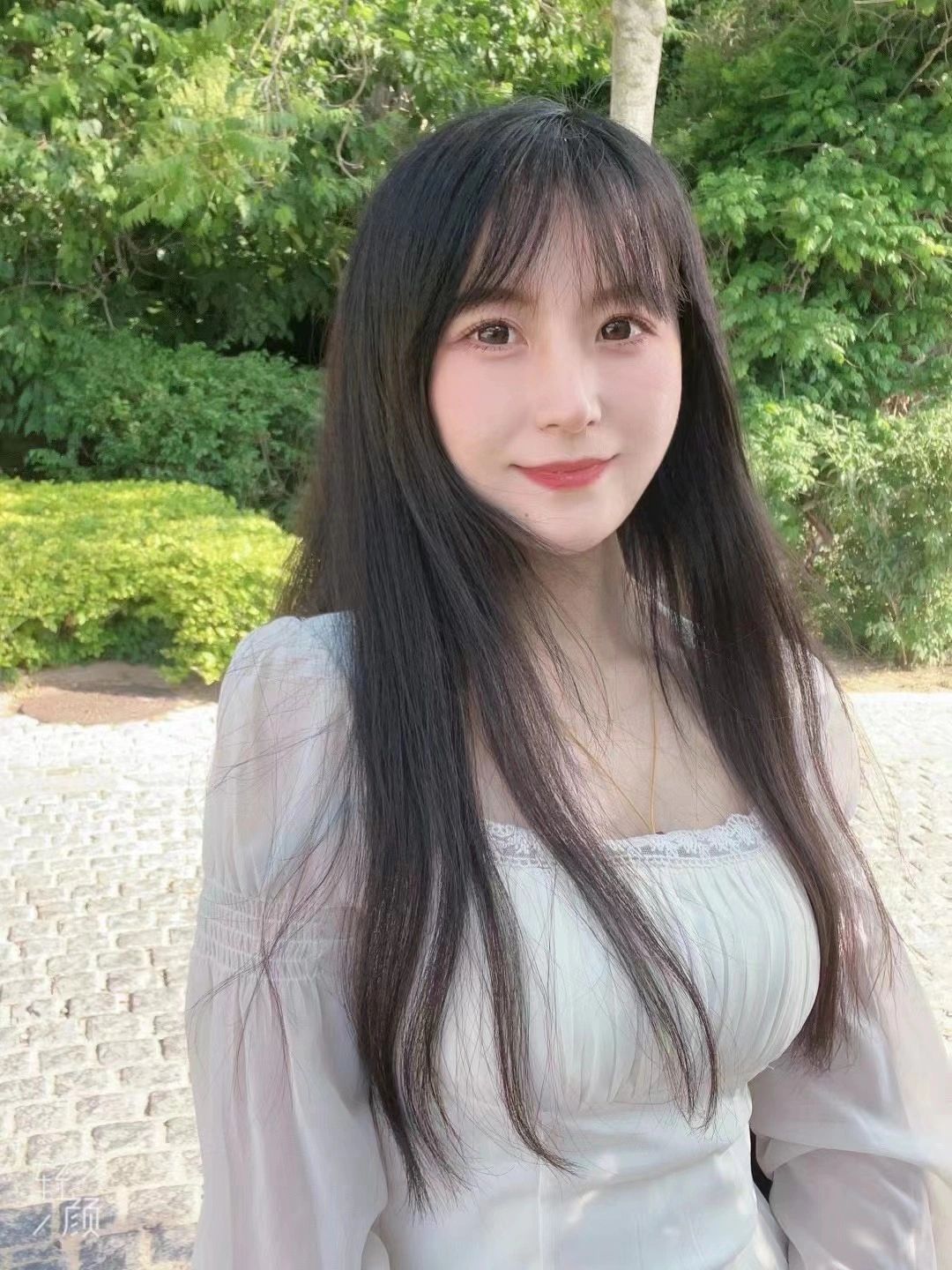 Blooming Life: Qin Xuejun （China）