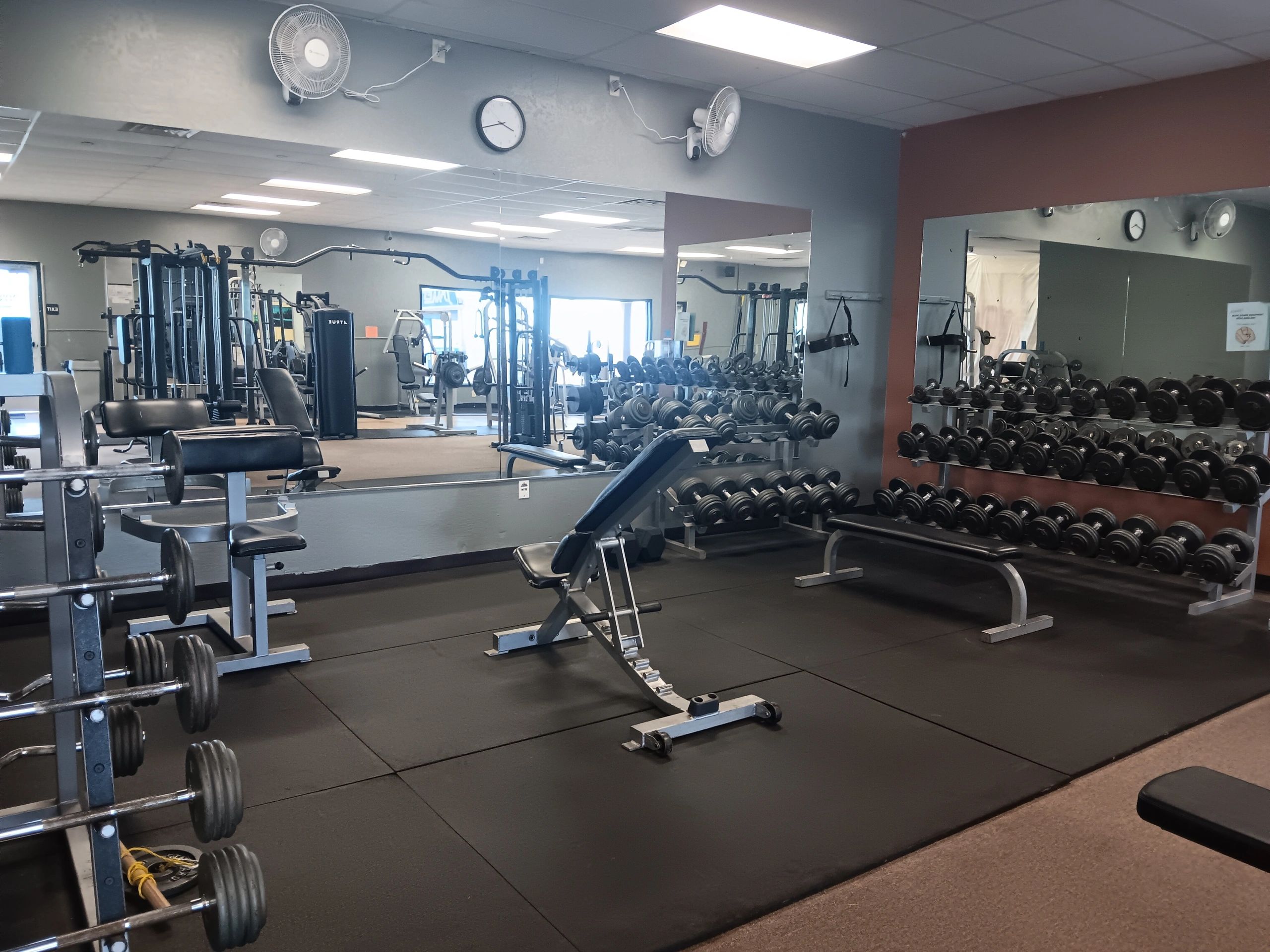 24/7 Access Gym & Fitness Center - Paradise Fitness