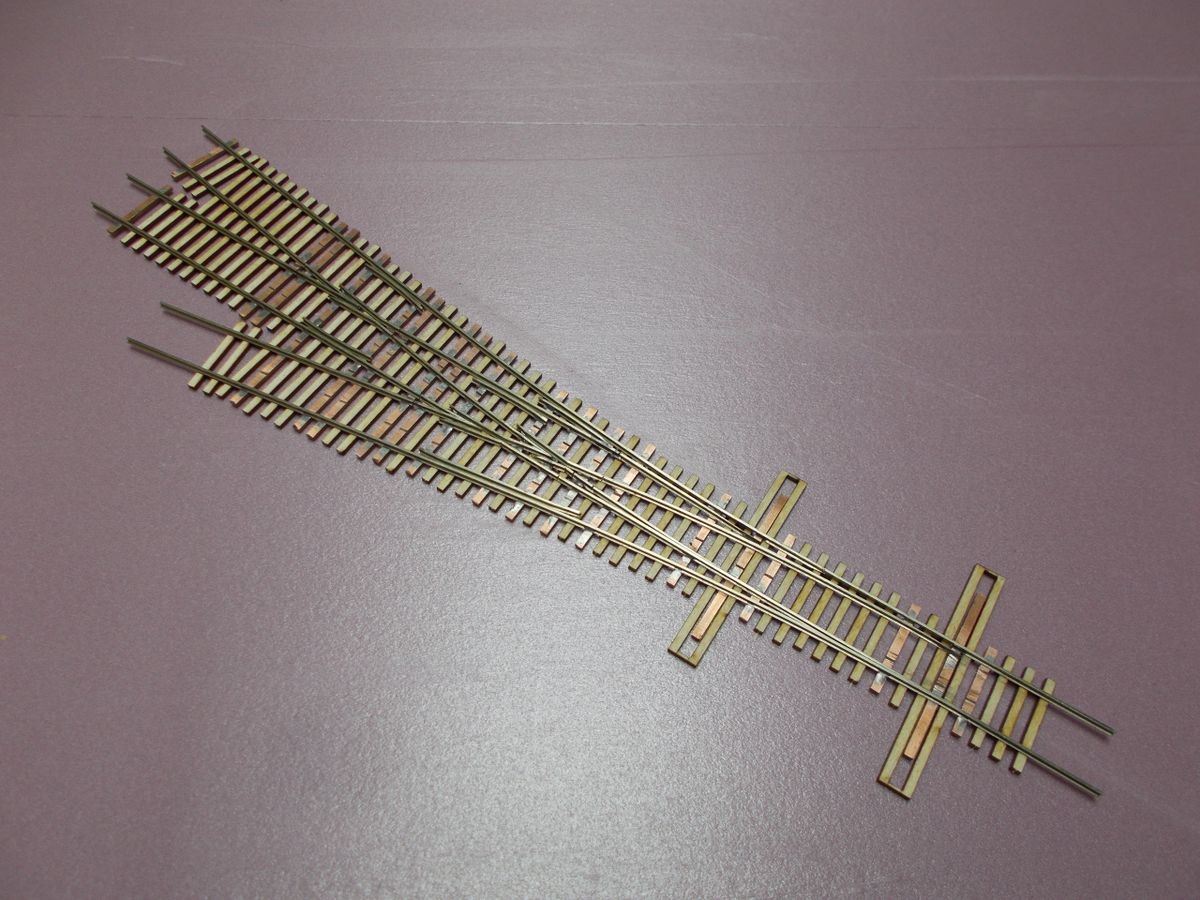 Three-way turnout (complete)