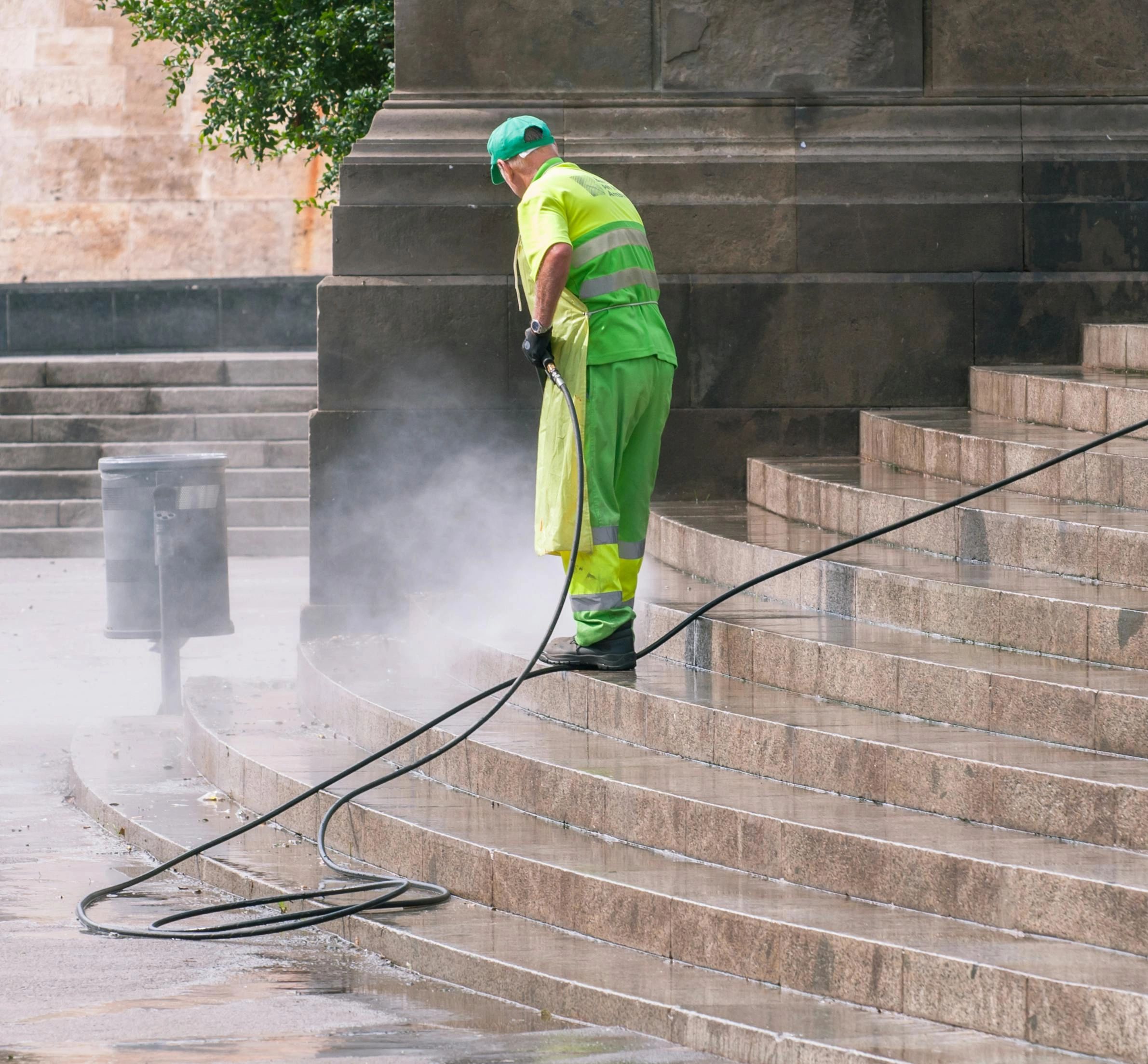OC Maintenance & Landscaping