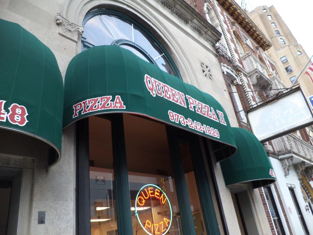Queen Pizza 2