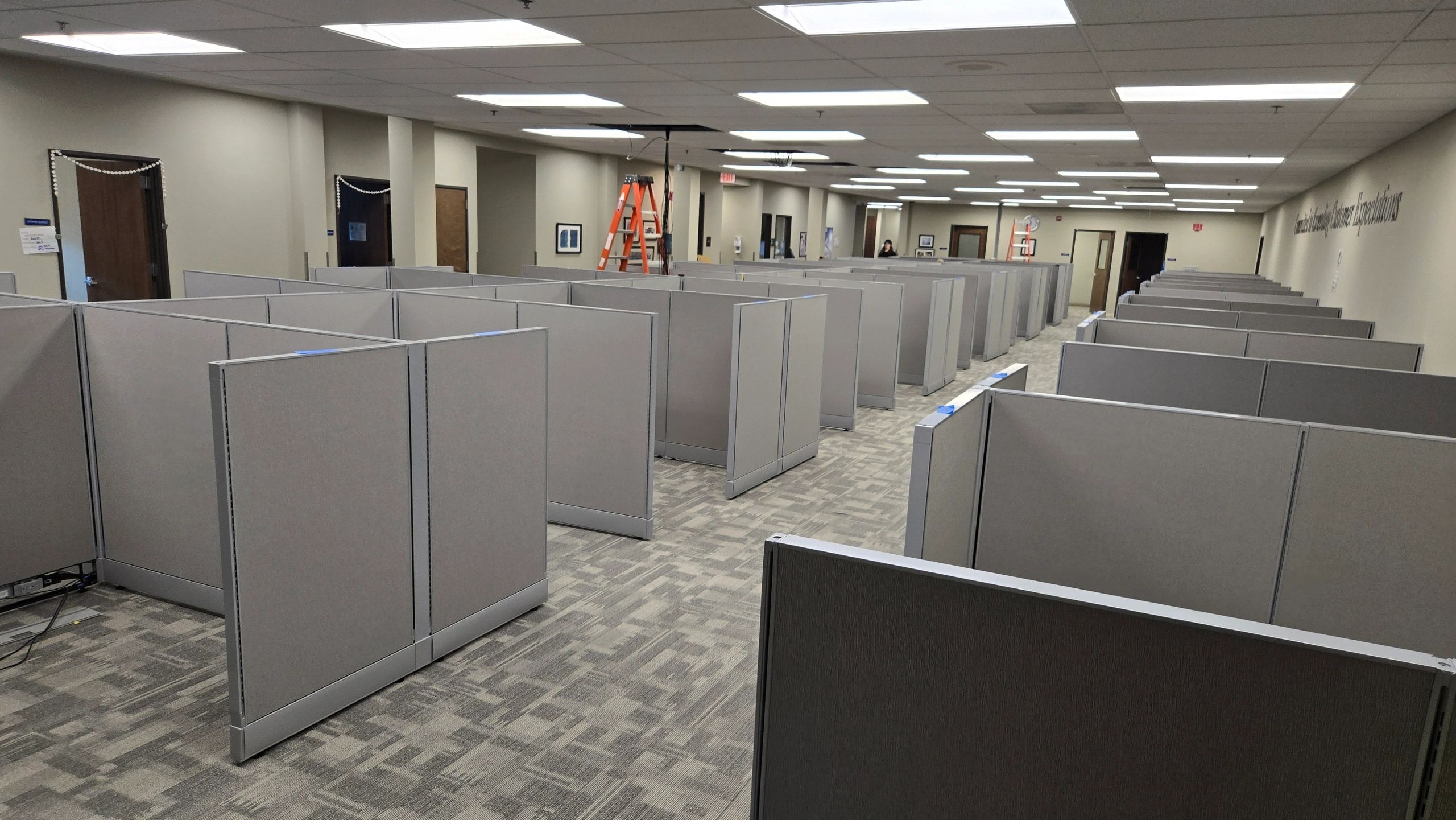 What does a hybrid office layout mean in 2026?