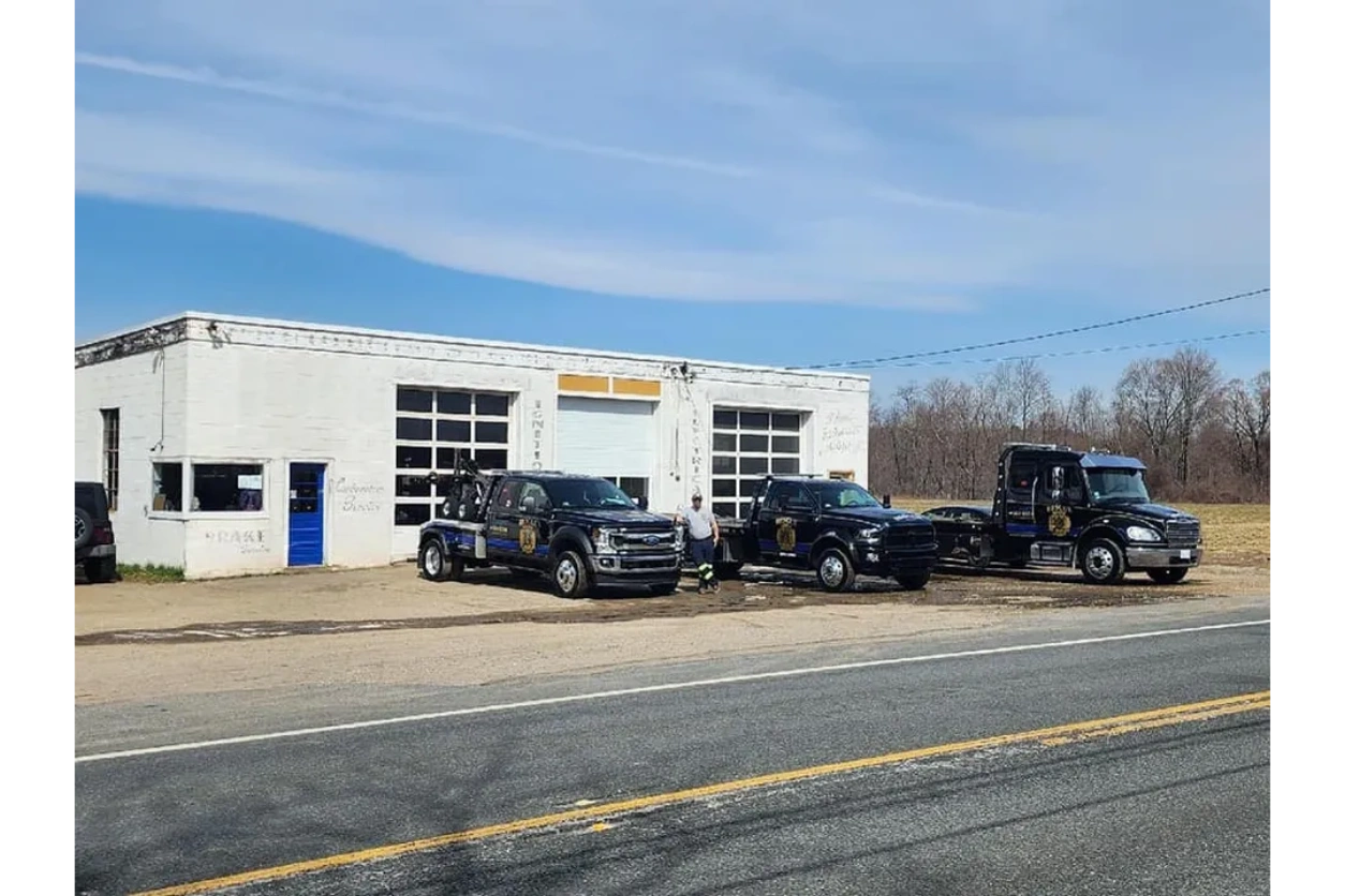 24/7 Emergency Towing | Reliable Roadside Assistance