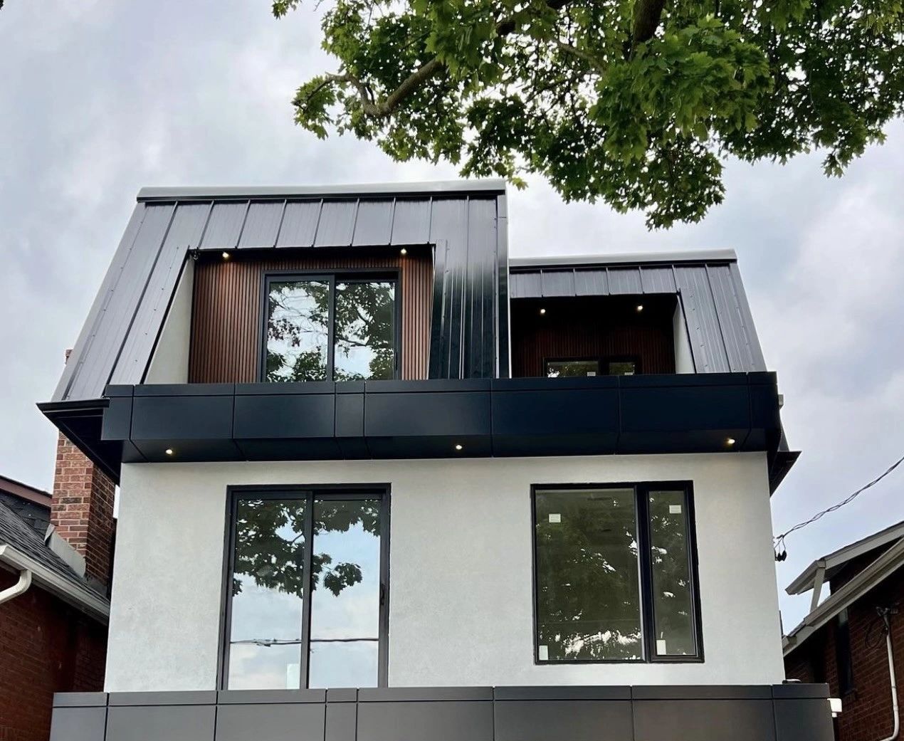 DIAMOND ALUMINUM INC. - Eavestrough and Gutters, Soffit and Fascia