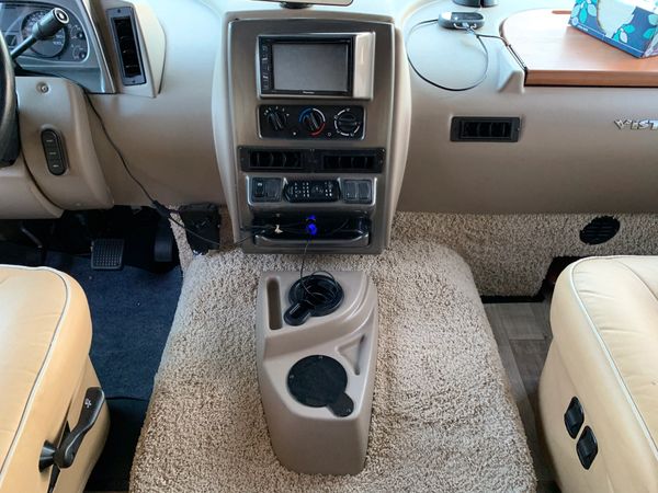 Center Console Upgrade 2 (Model Year: pre_2021, Color: finished_with ...
