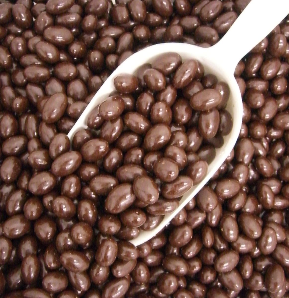 Dark Chocolate coated Almonds 250g