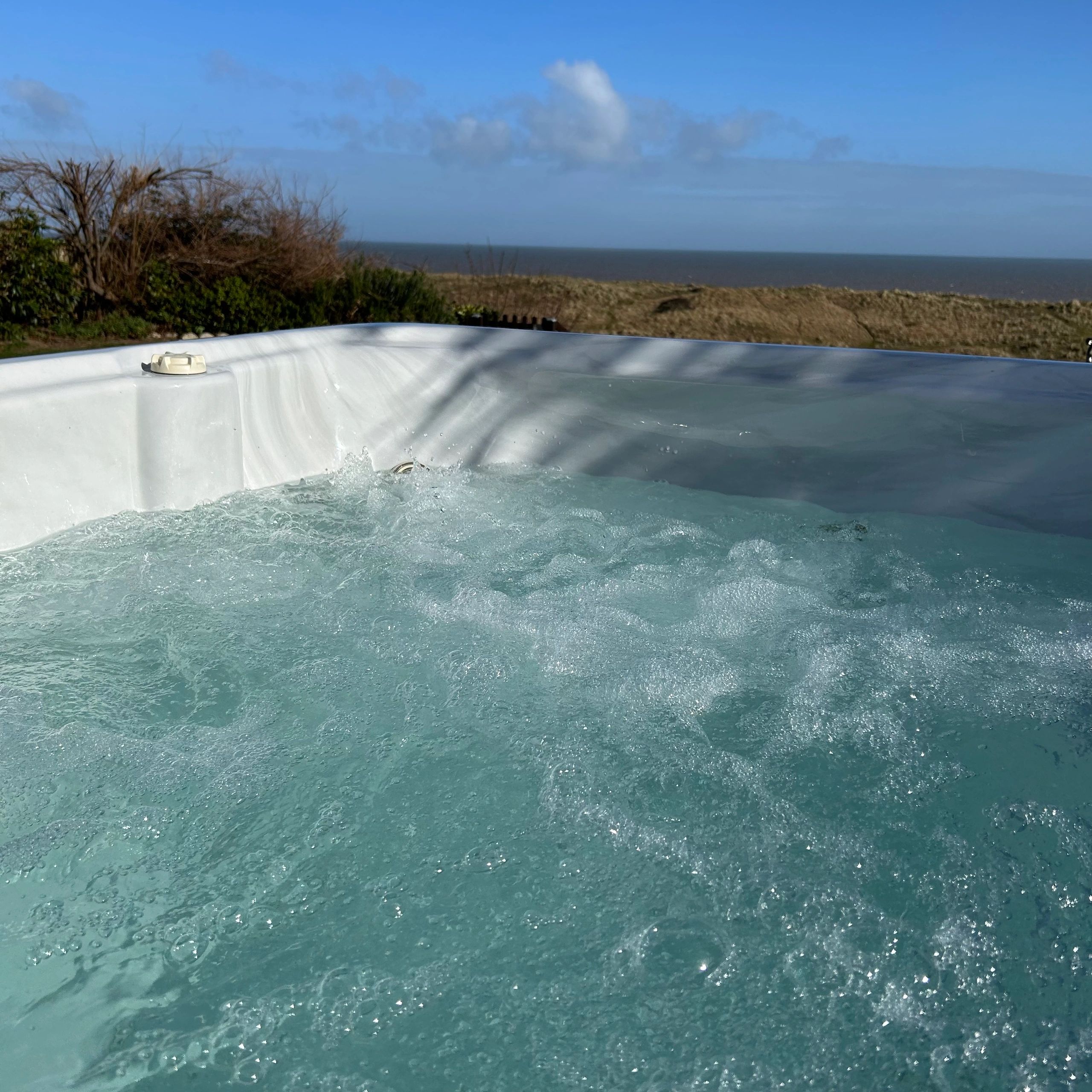 Fresh Spas - Hot Tub servicing and repairs