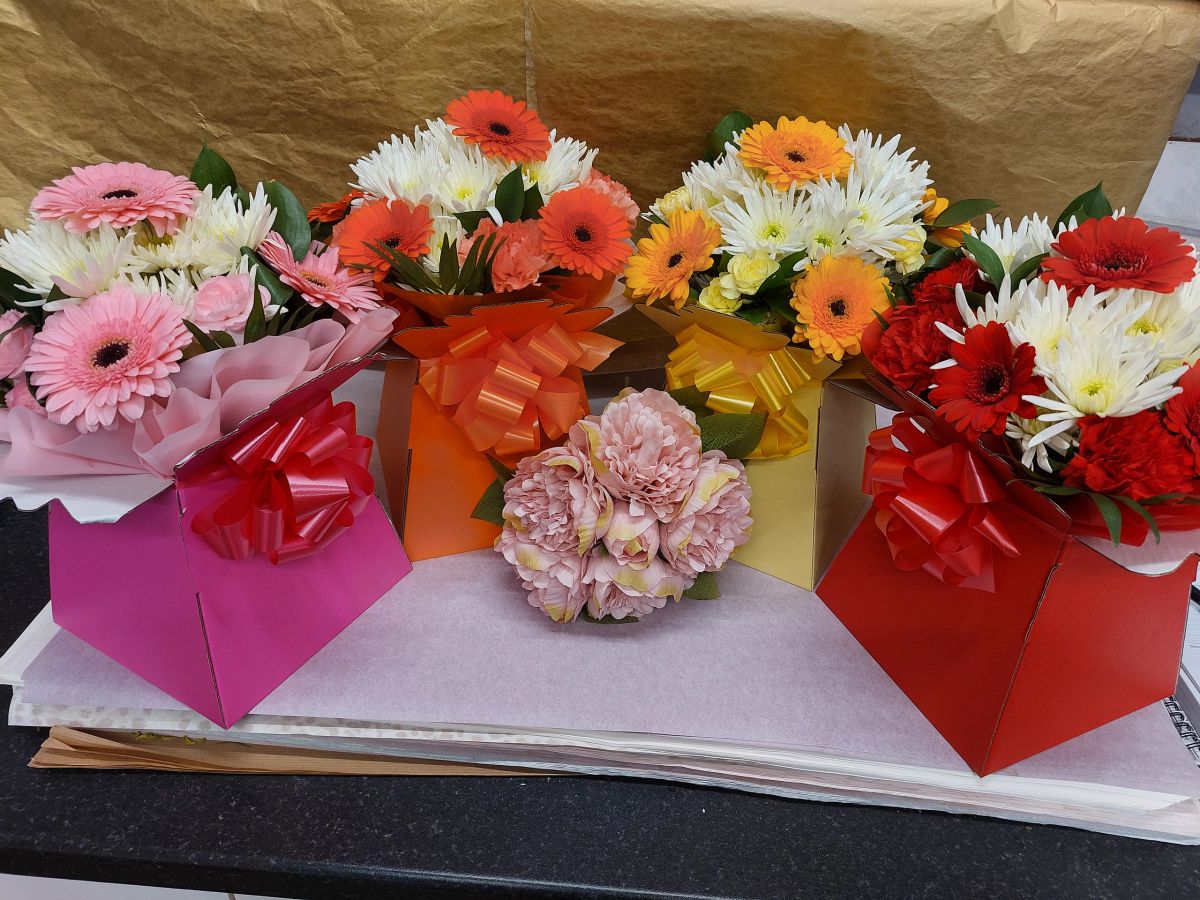 Rose Garden Special Box- many colours