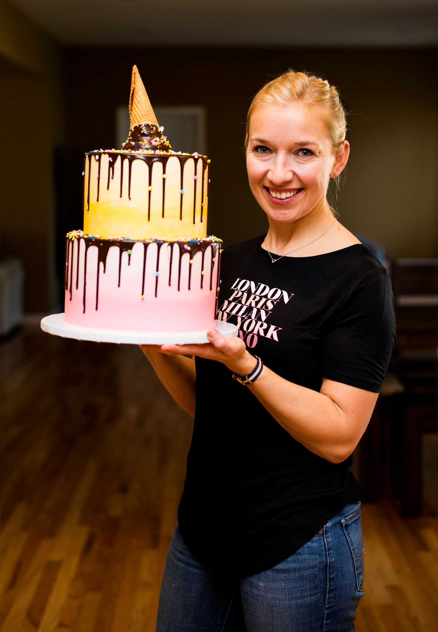 Baking My Heart Out - Birthday Cakes, Custom Cakes