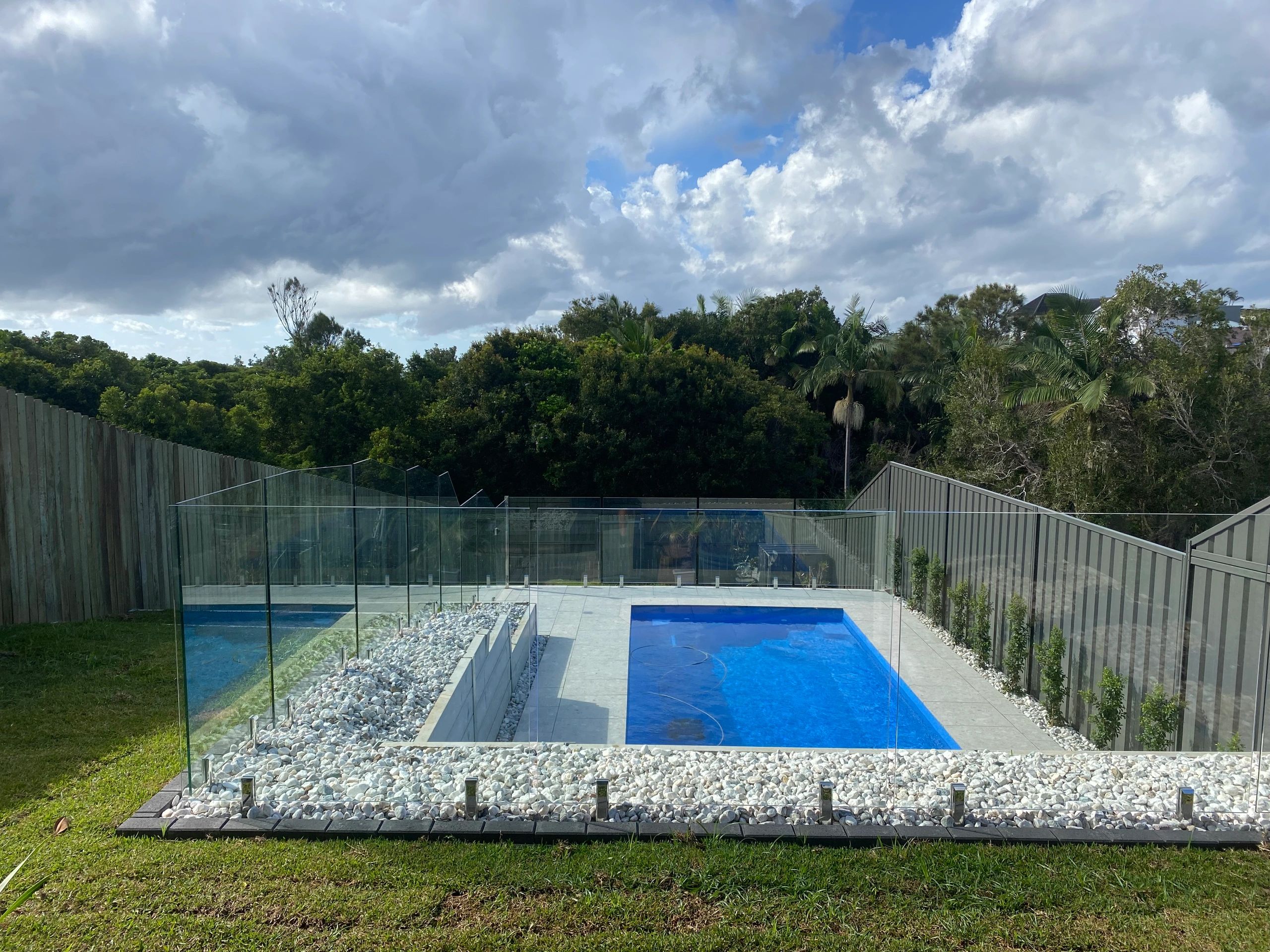Professional Glass Pool Fence Installation