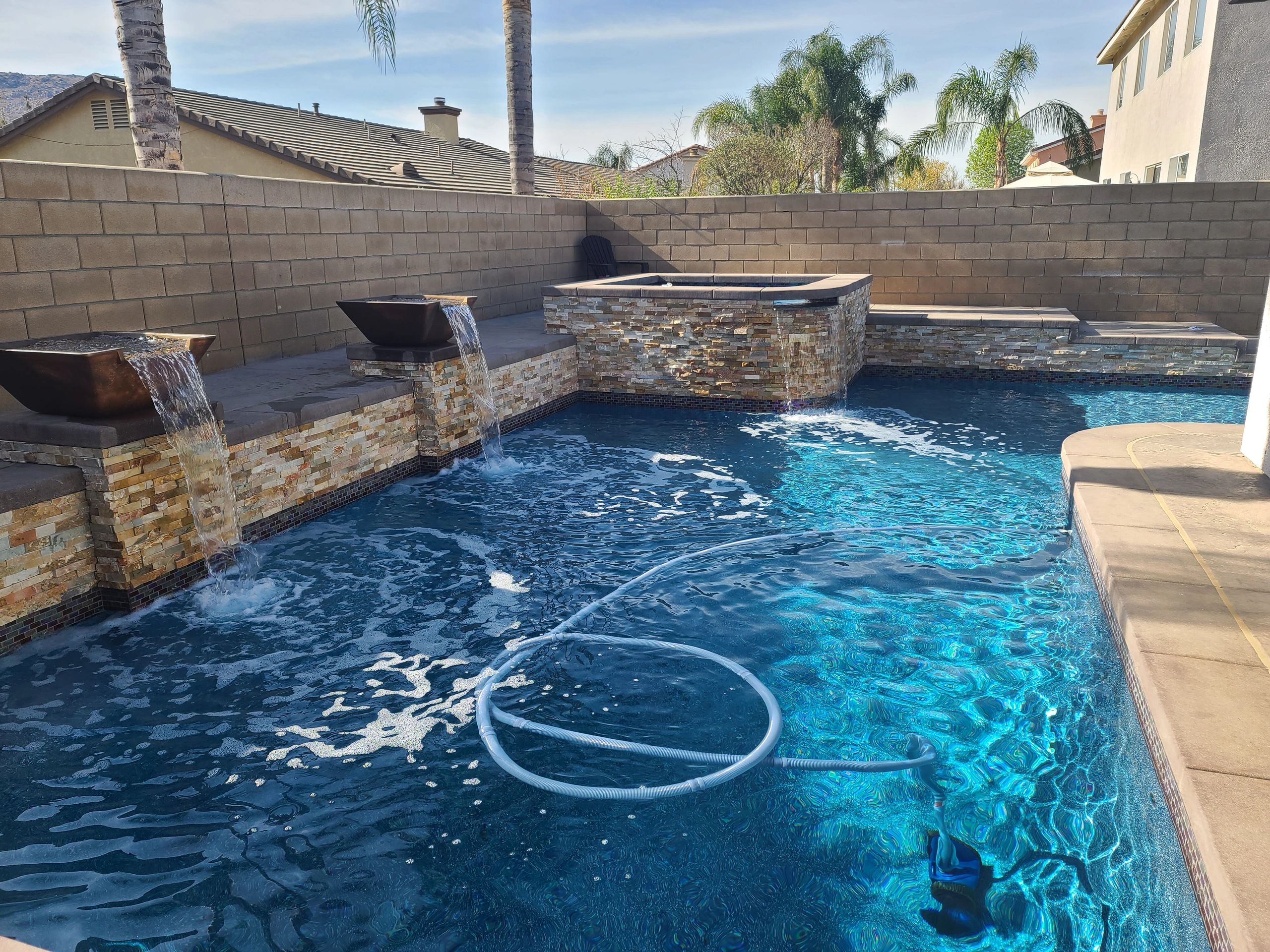Aquatic Horizon Pools and Spas - Pool, Contractor, Pool Builder