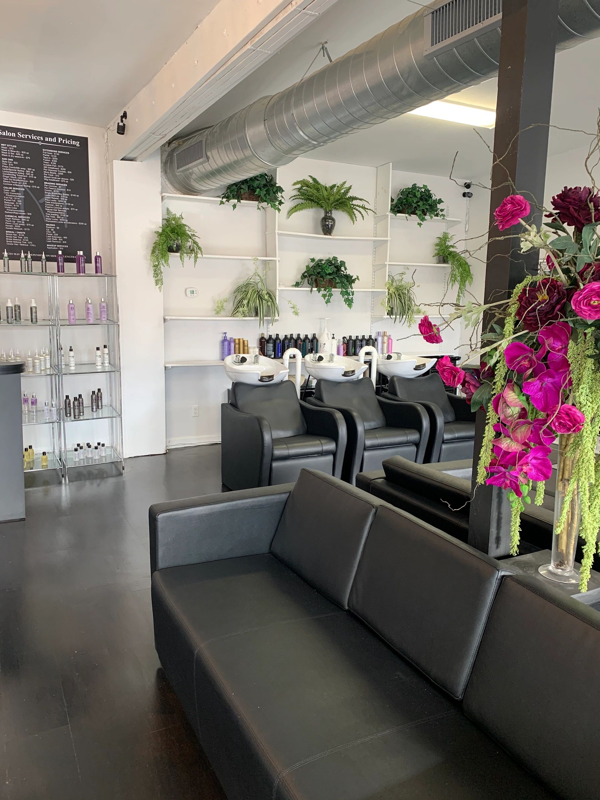 HOME [moteesbeautysalon.com]