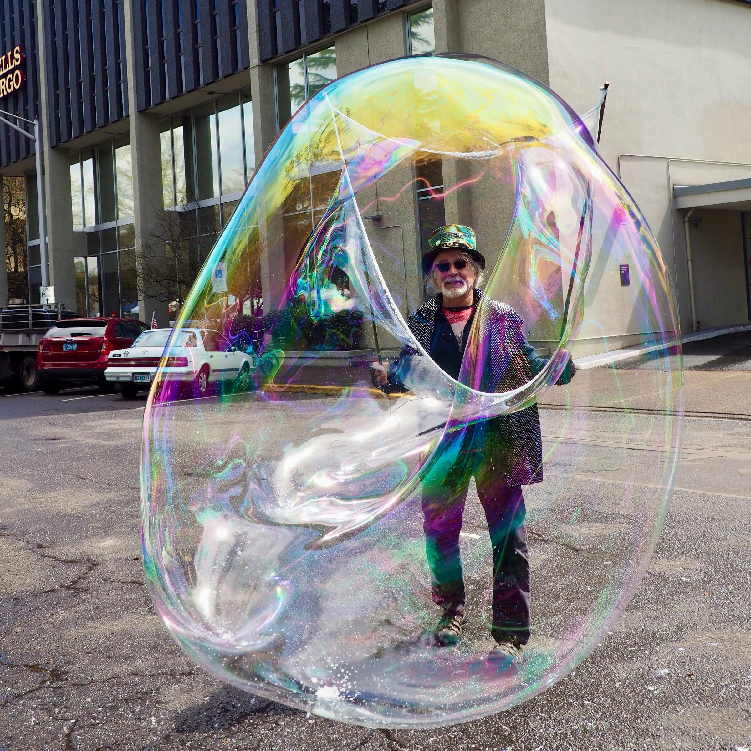 Bubblebro Live - Giant Bubbles, Bubble Show and Supplies