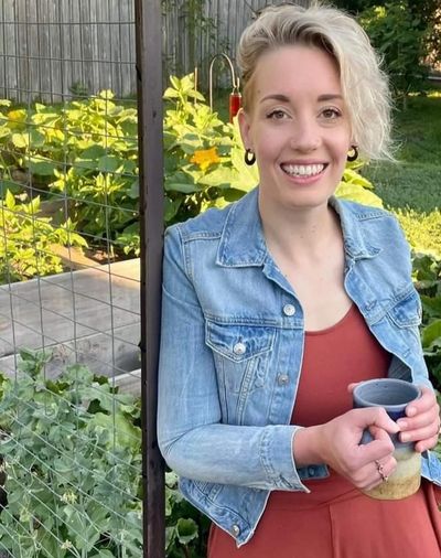 Stephanie Goold | Journey Well Health & Wellness