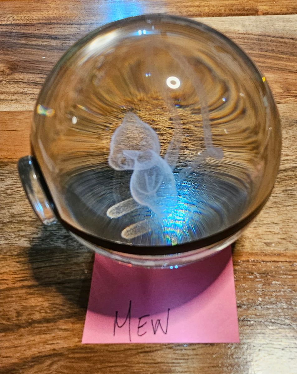 MEW POKEBALL
