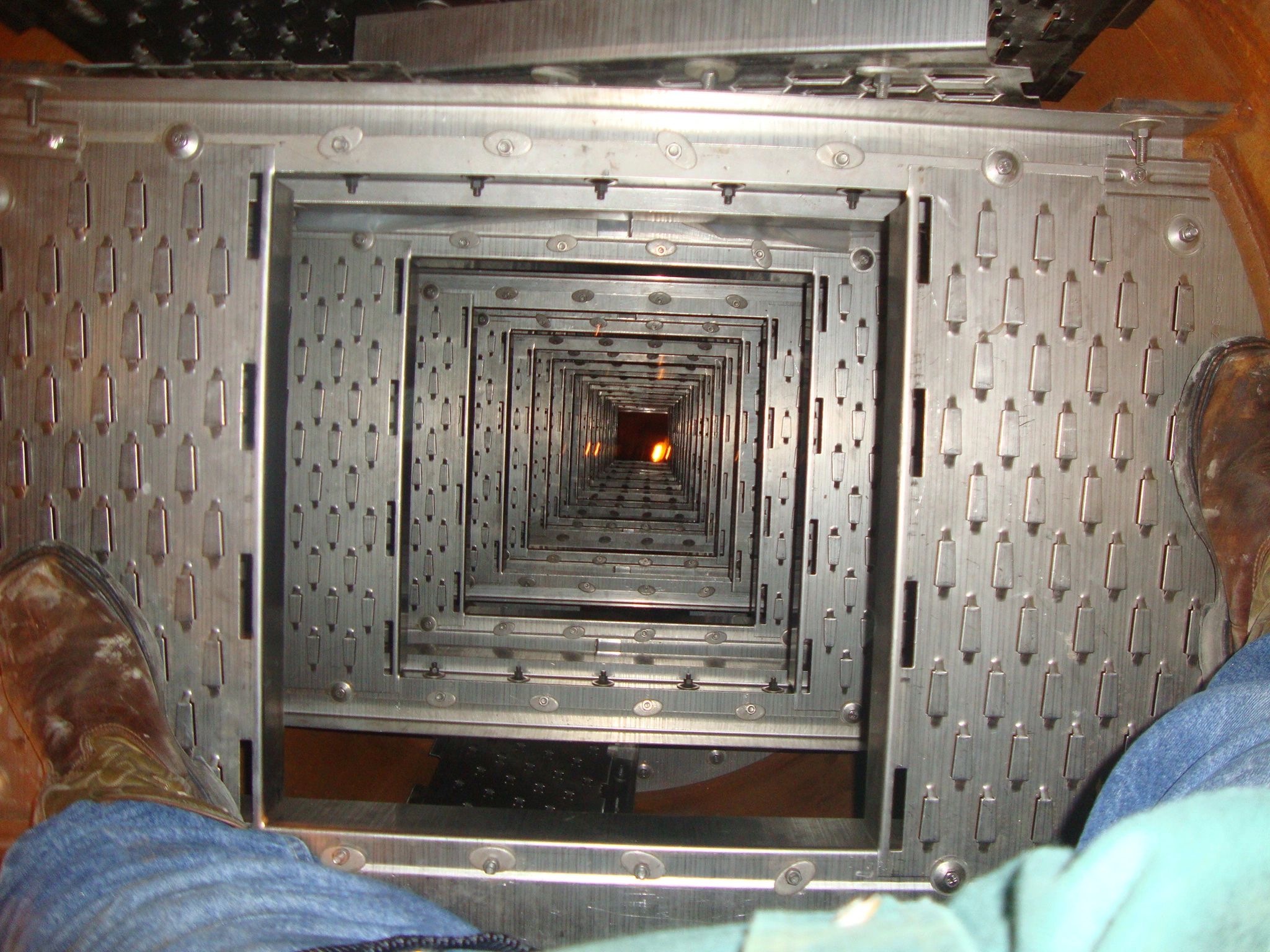 Process Column Tray Installations: Procedures and Best Practices