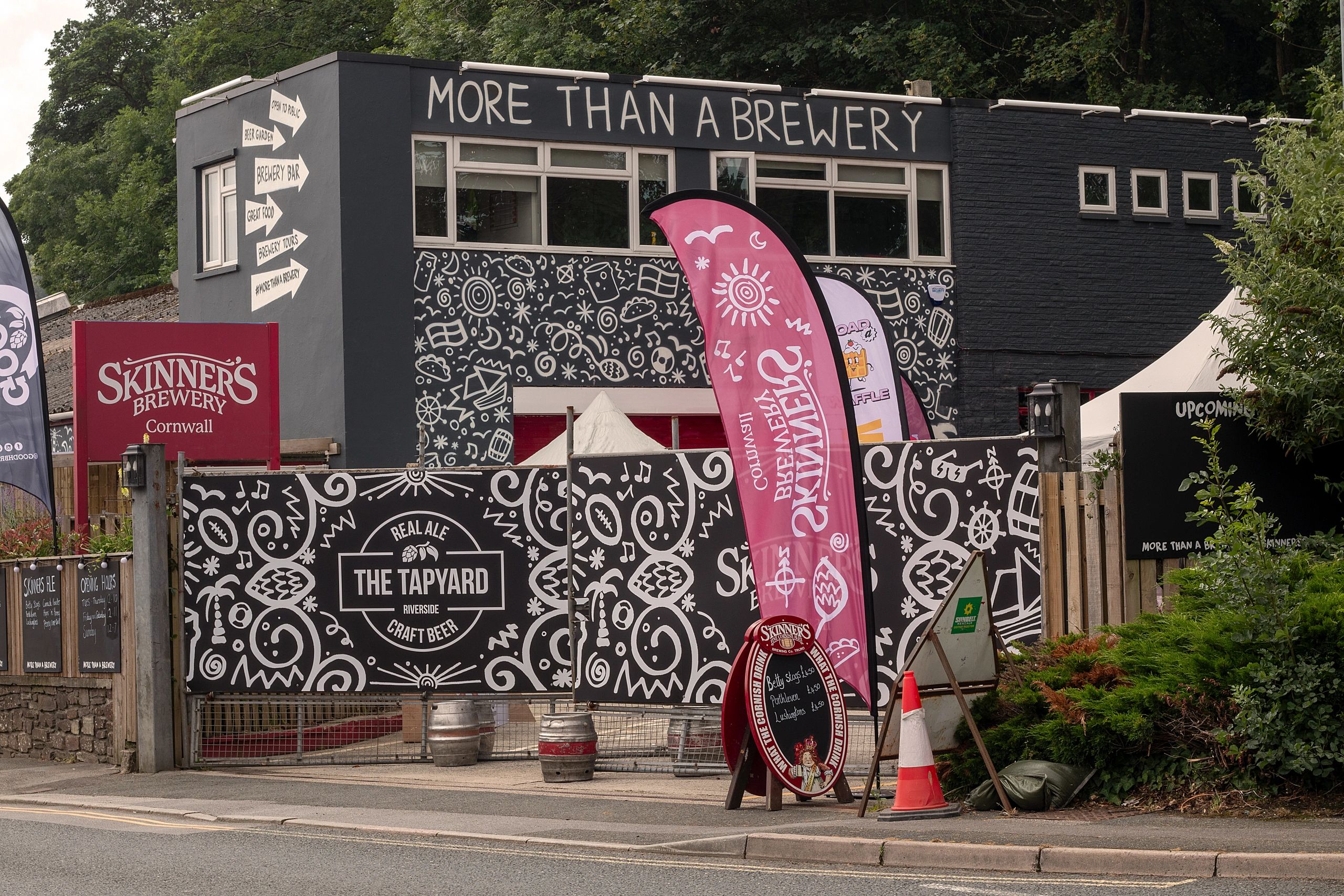 BETTY STOGGS | Skinners Brewery