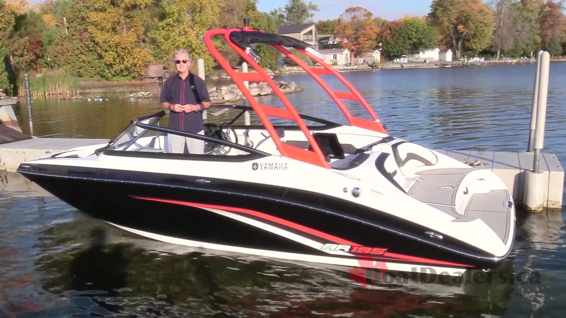 Pontoon Boat vs. Jetboat: Choosing the Right Ride for Your Day