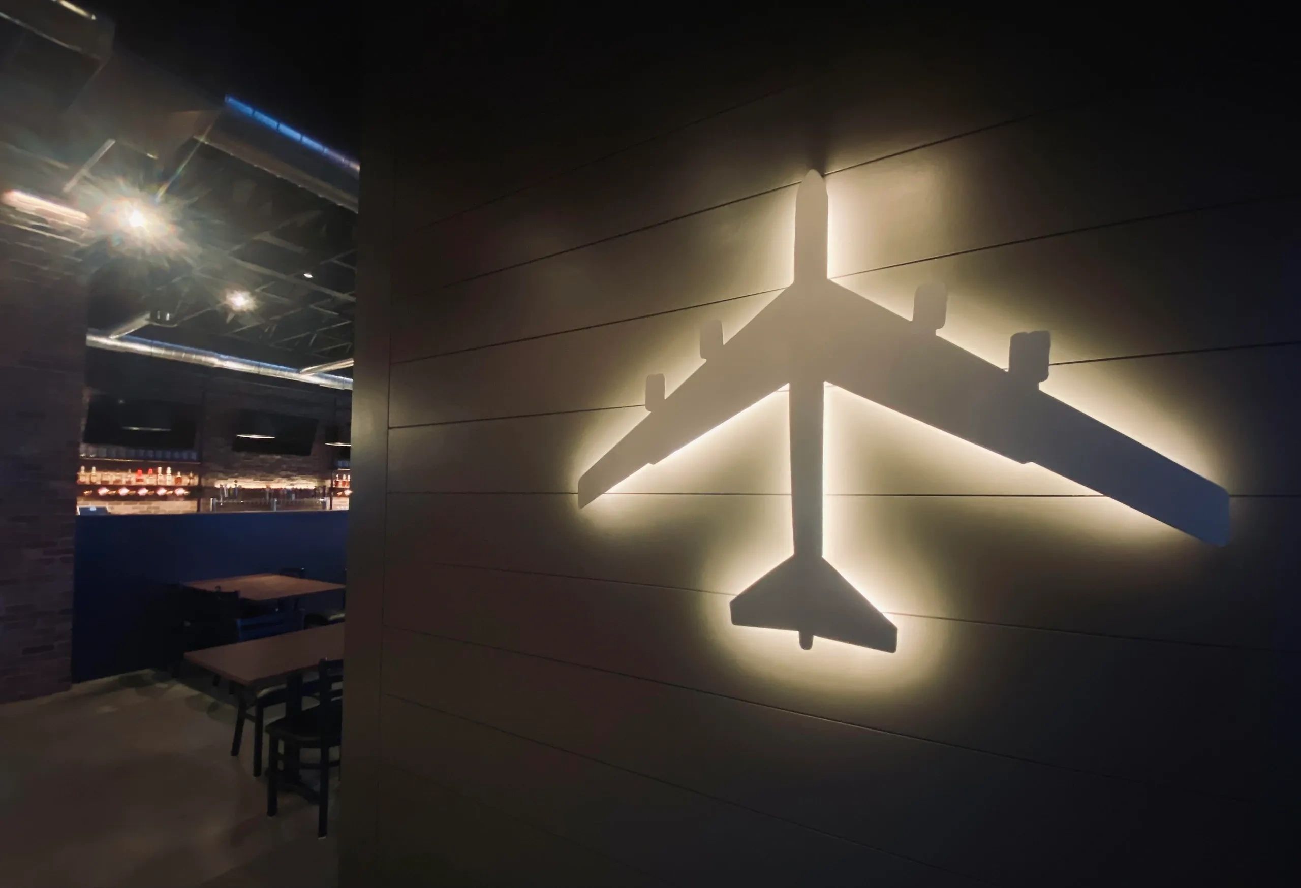 HOME [flightbarandgrille.com]