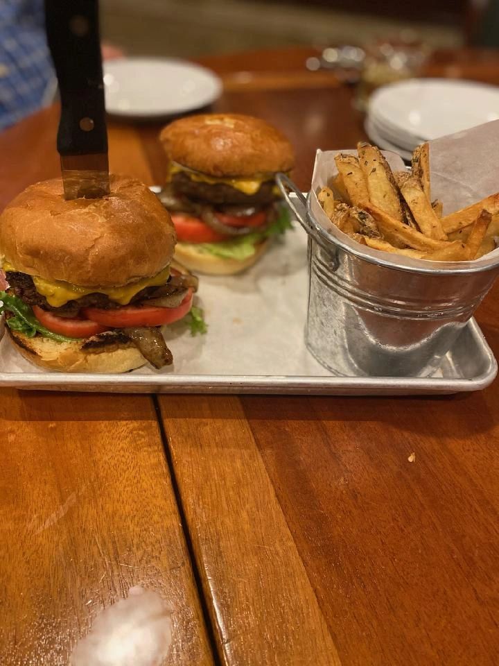 The Tavern On Mayfield - Bar Food, Restaurant, Authentic Drinks