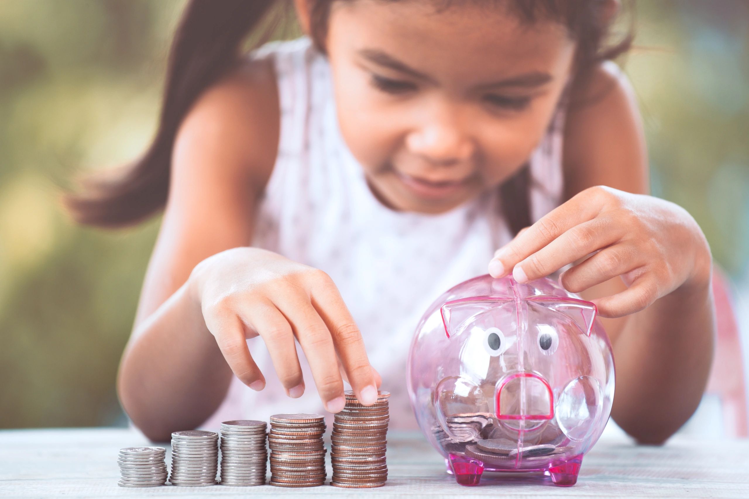 Kids, Money and Financial Literacy - Piggy Bank Tutor
