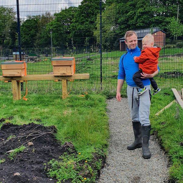 Springfield Park Bees CIC