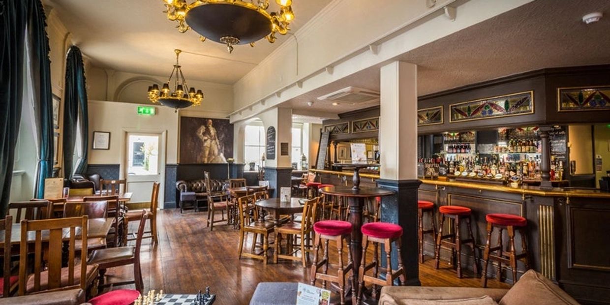 The Duchy Arms - Pub, Beer Garden, Beer, Food