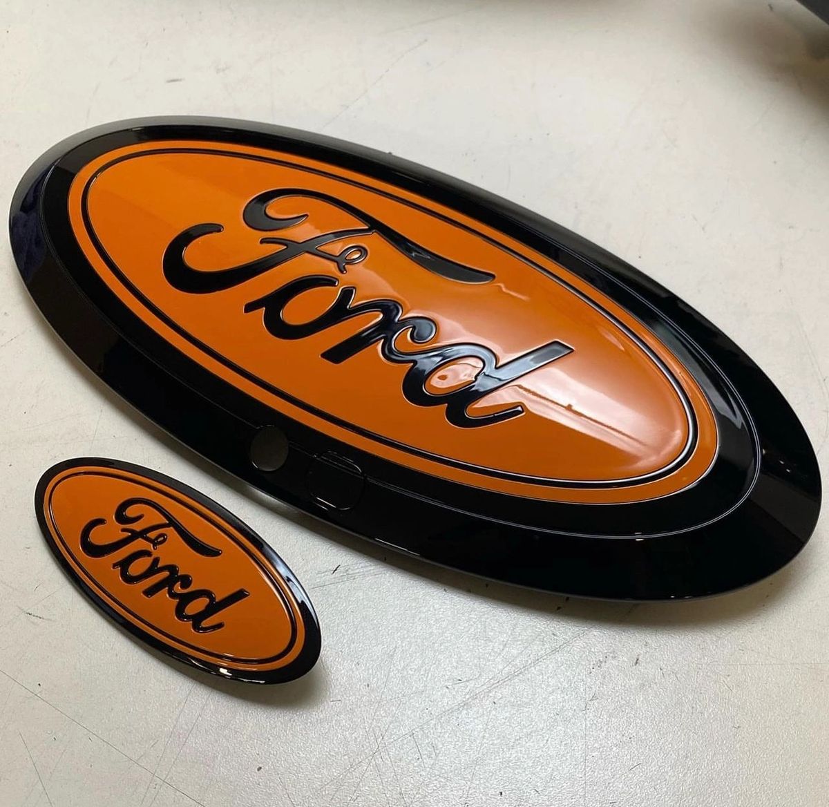 2017-2019 COLOR MATCHED FORD OVAL