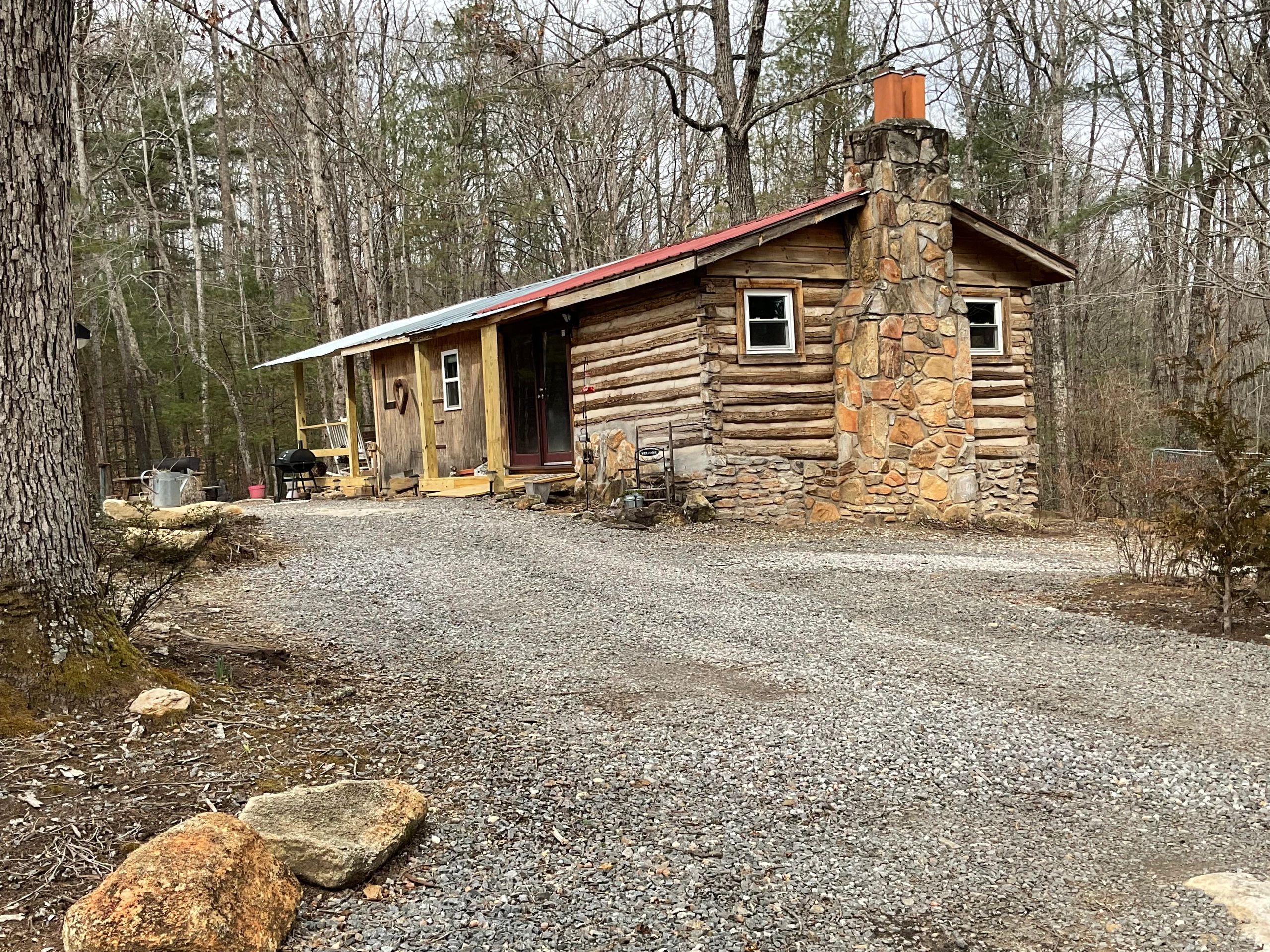 Owens’ Knob Cabins